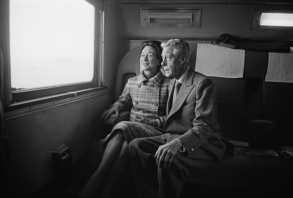 Wallis Simpson Turned Edward VIII Into a 'Fool' to Abdicate the Throne ...