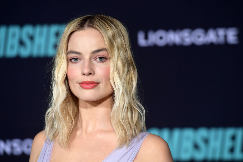 Why Margot Robbie Thinks Her 'Bombshell' Character Will End Up With a Woman