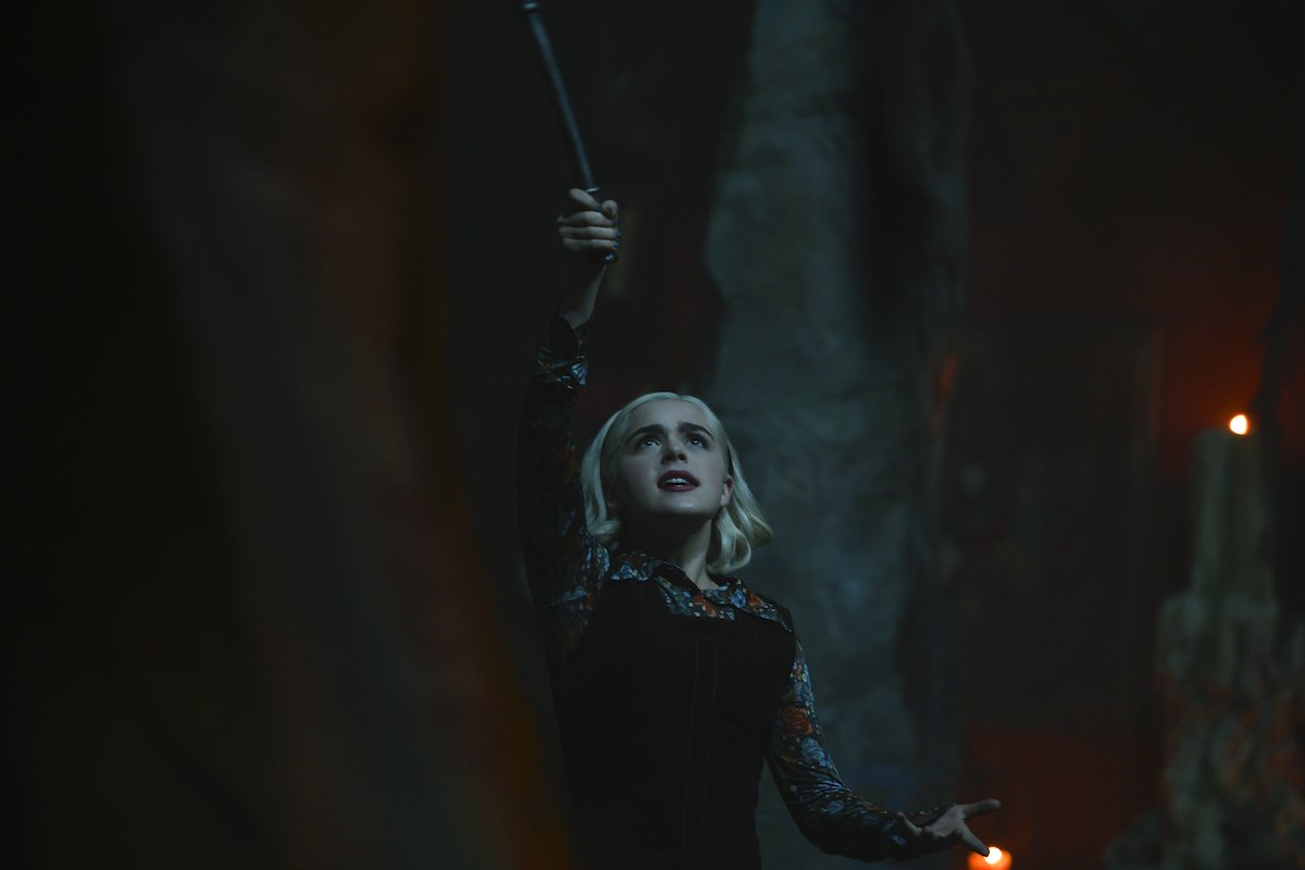 With or Without a Crown, Sabrina Makes a Decision in The Finale of ...