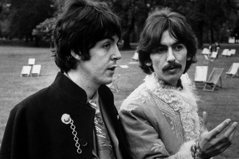Why Paul McCartney Took Over the 'Sgt. Pepper' Guitar Solo From George ...