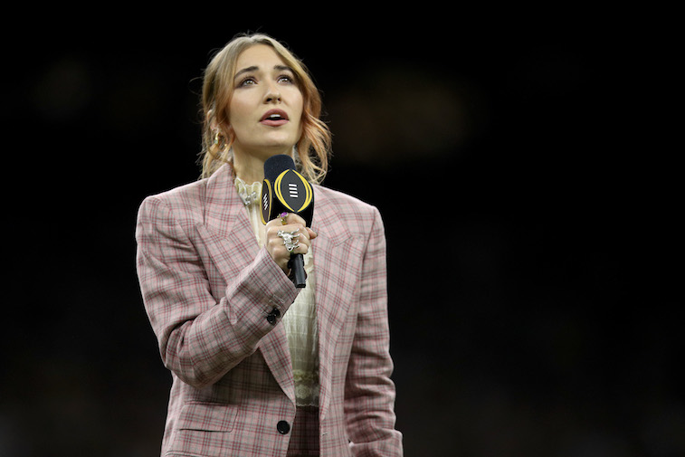 How Christian Singer Lauren Daigle Accidentally Became a Grammy-Winning ...