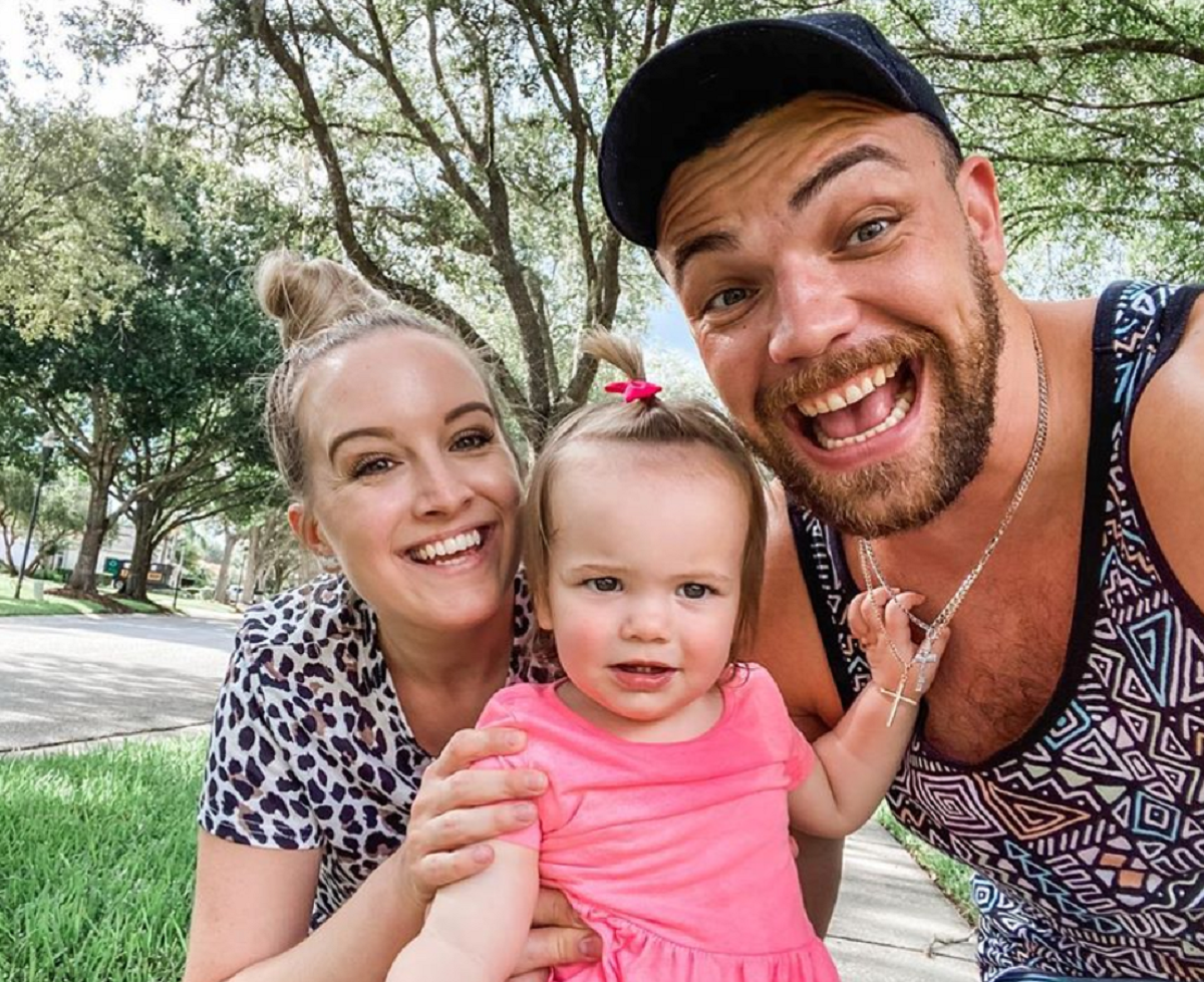 '90 Day Fiancé': Elizabeth and Andrei Castravet’s Instagram Accounts ...