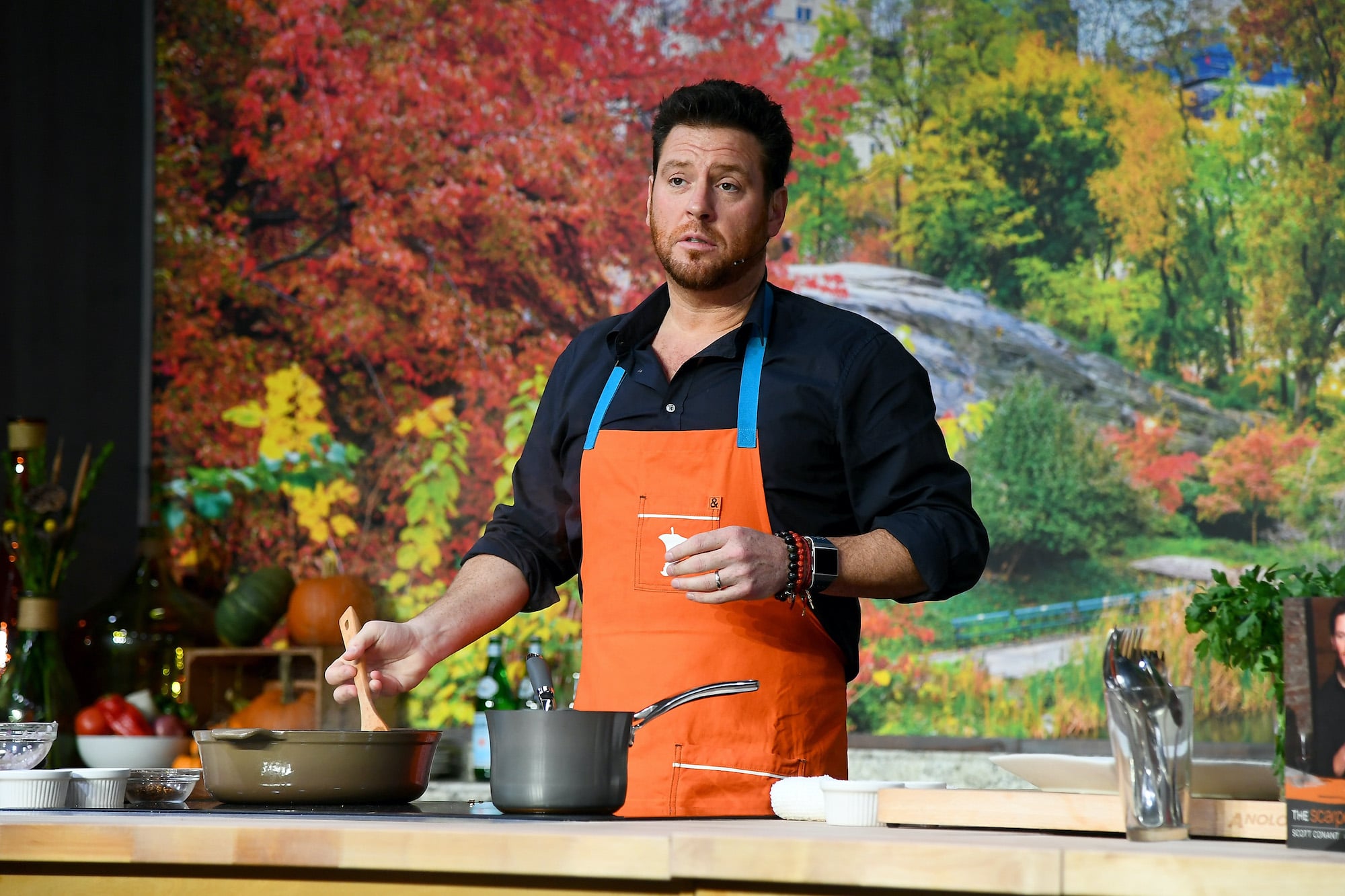 'Chopped': Scott Conant Hates Onions But Is Also a 'Boring and Useless ...