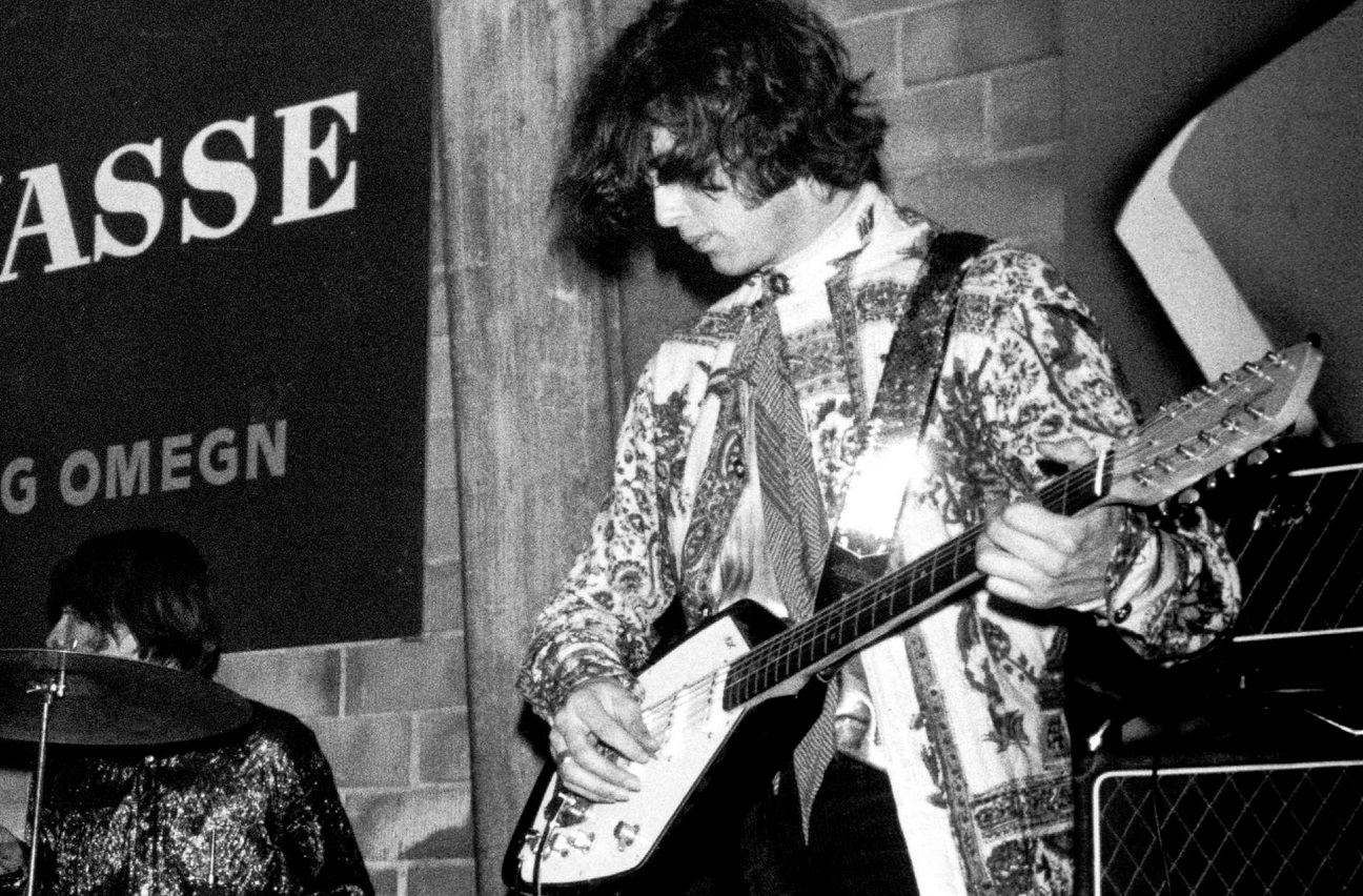 How Jimmy Page and Eric Clapton Both Played on a Blues Legend's 1964 ...