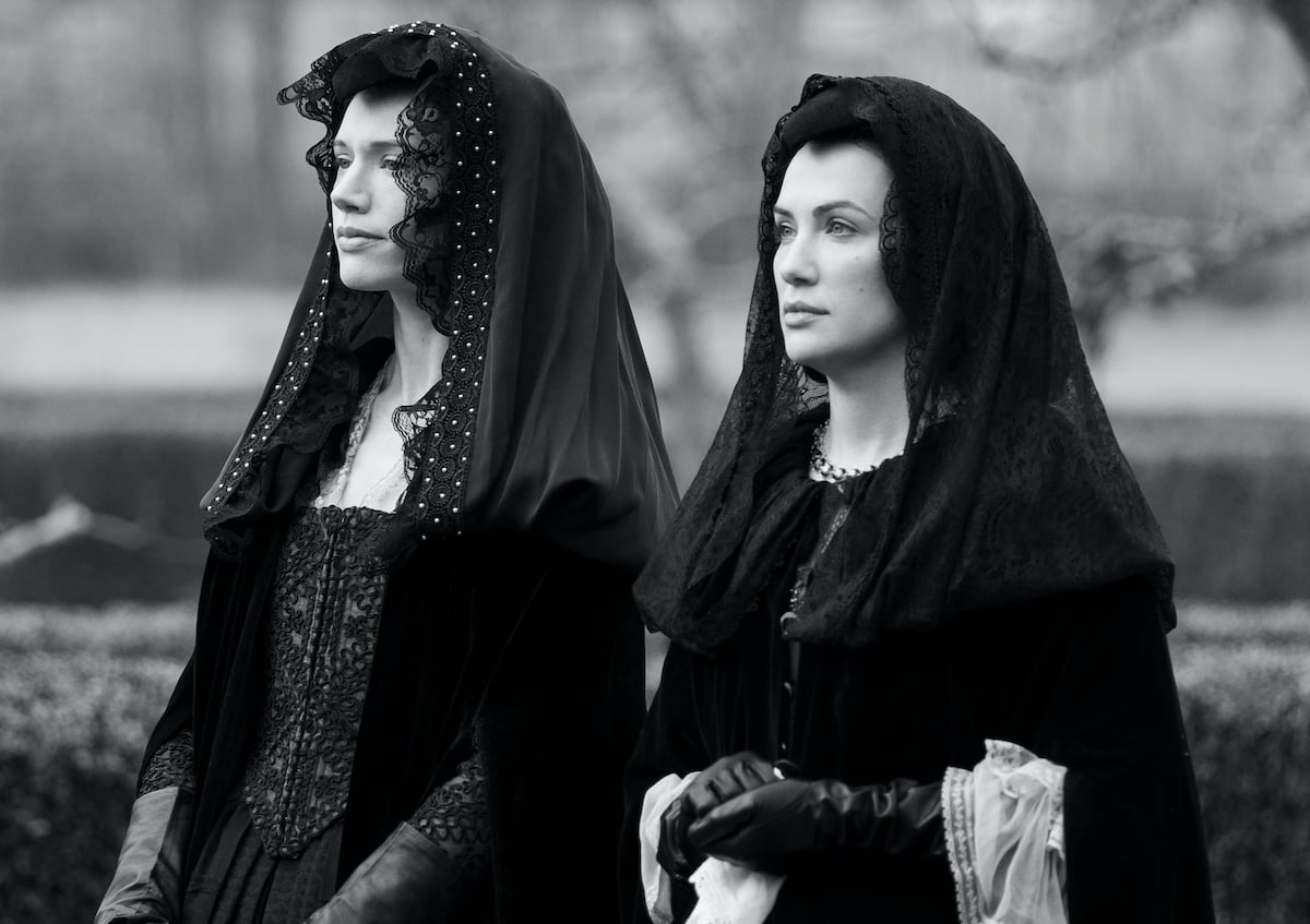'The Haunting of Bly Manor': There's a Reason That Intense Episode Was ...
