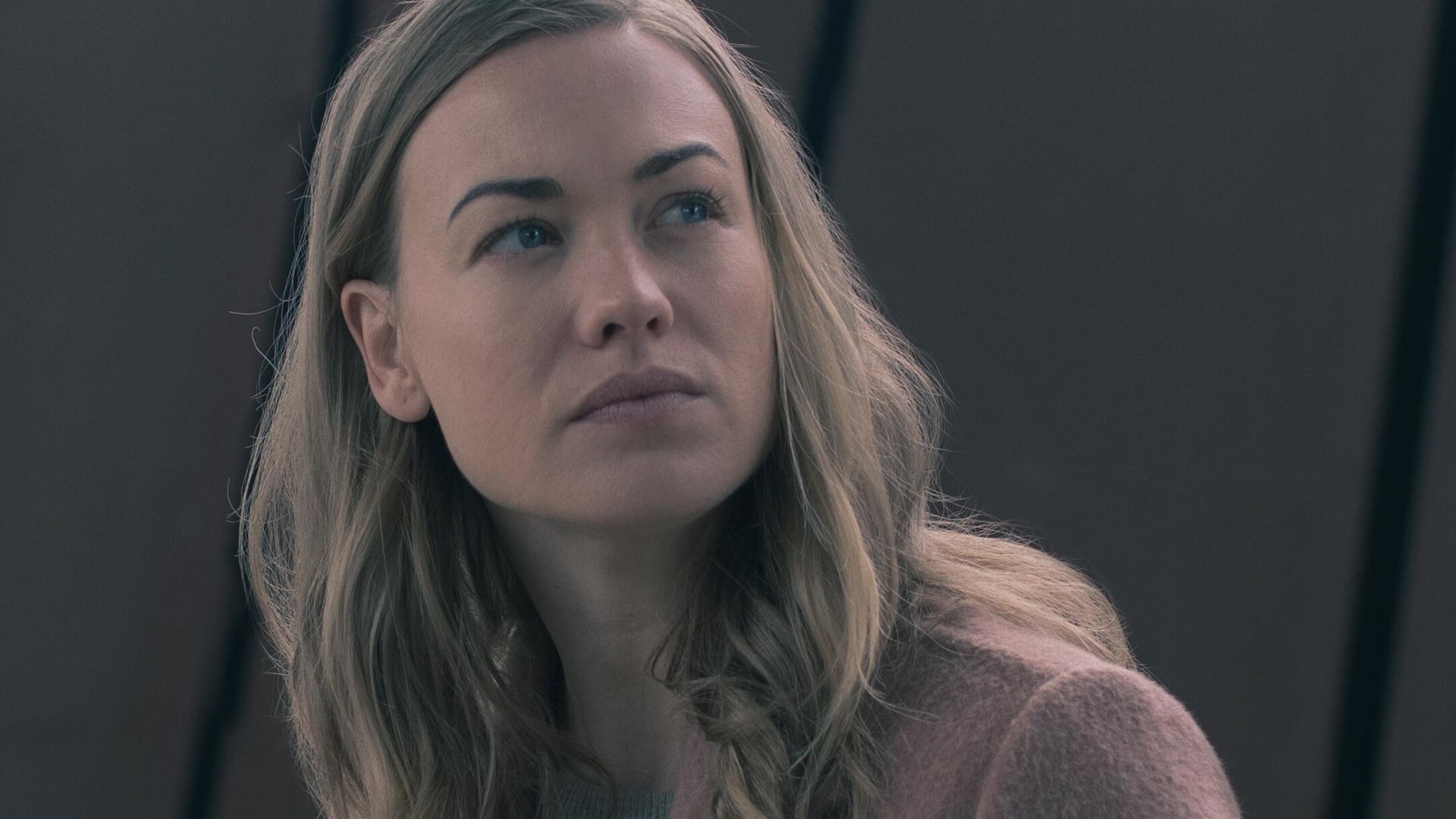 'The Handmaid's Tale': Is Mark the Father of Serena's Child?