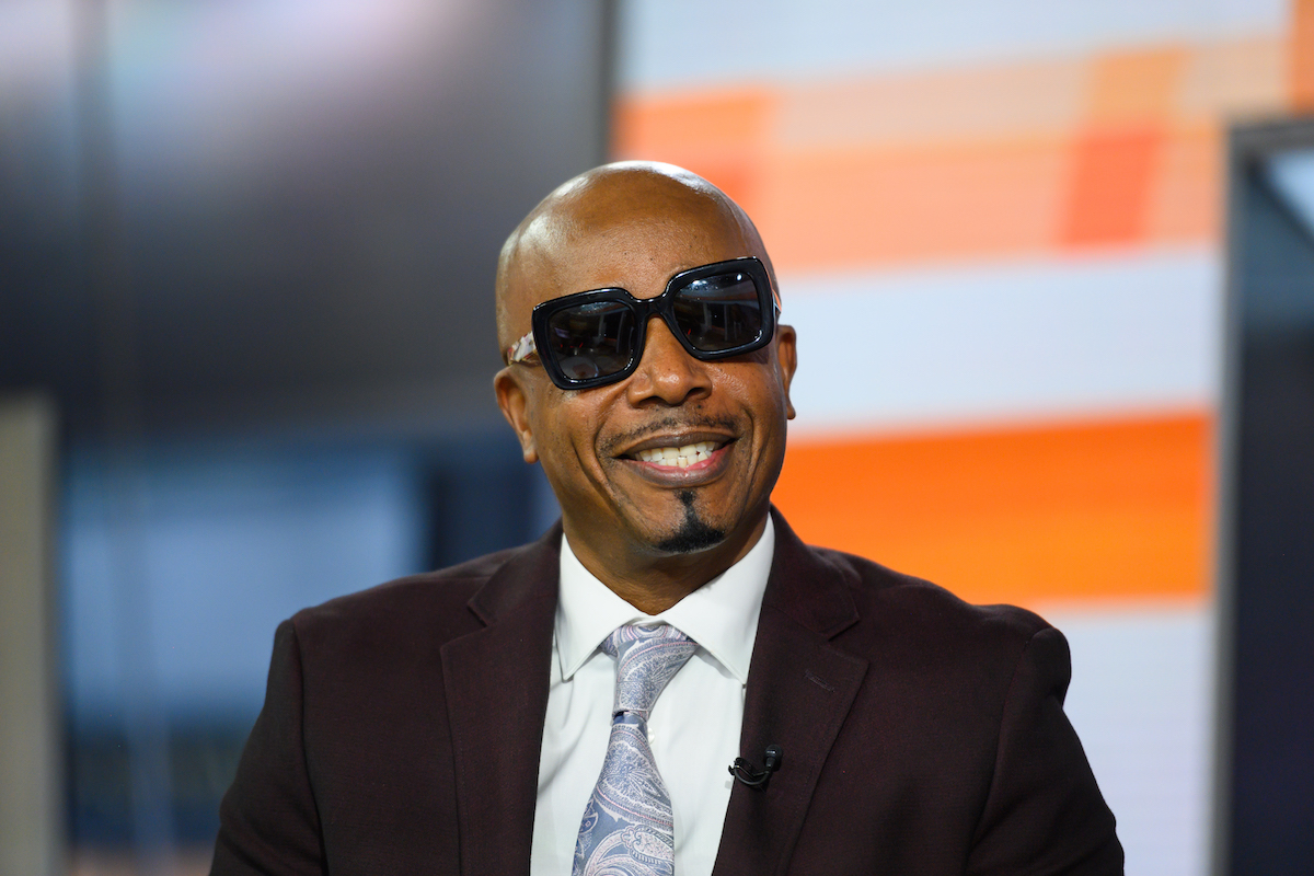 MC Hammer Spent His $70 Million Fortune on Statues of Himself, a Pool ...