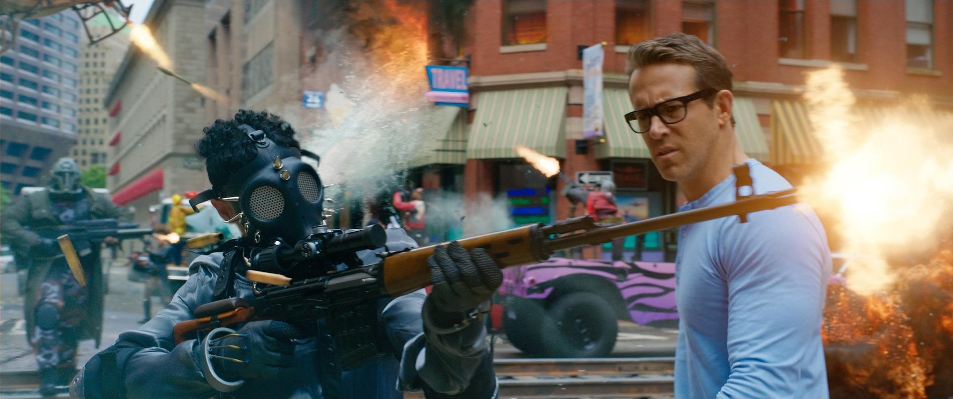 'Free Guy' Star Ryan Reynolds Says This Classic Comic Actor Inspired ...