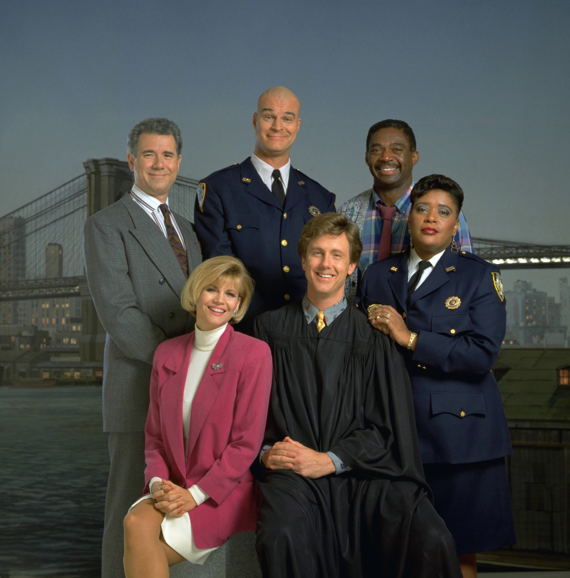 'Night Court' Revival Reminded Melissa Rauch of 'The Big Bang Theory ...