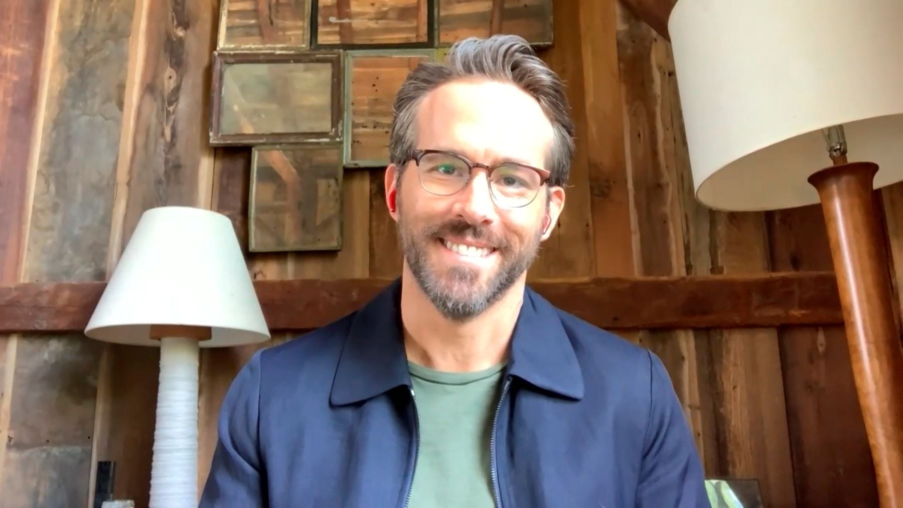 Ryan Reynolds Owns a Budget-Friendly Phone Company Mint Mobile