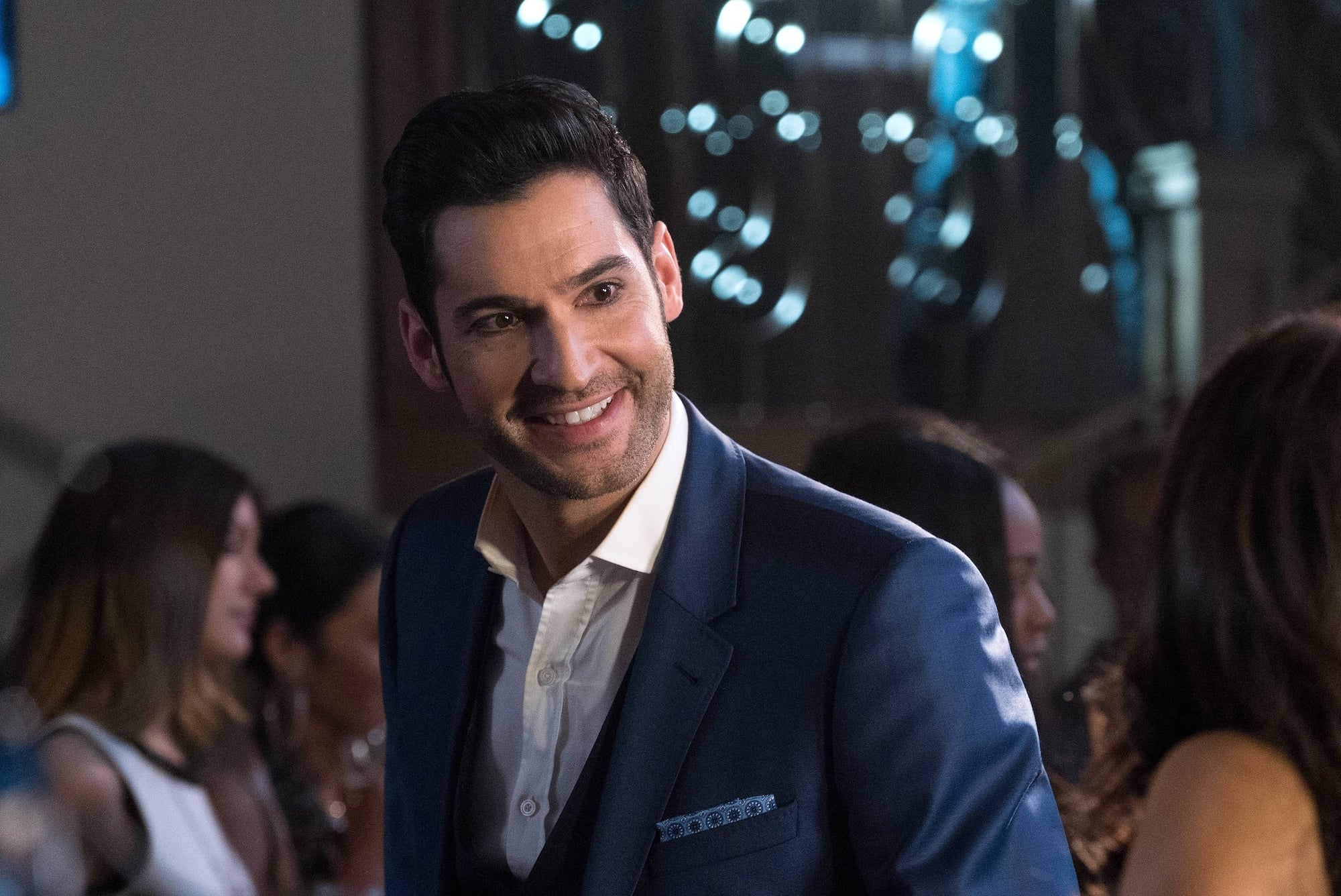 'Lucifer' Actor Tom Ellis Says He Would Answer the Door if Marvel or DC ...