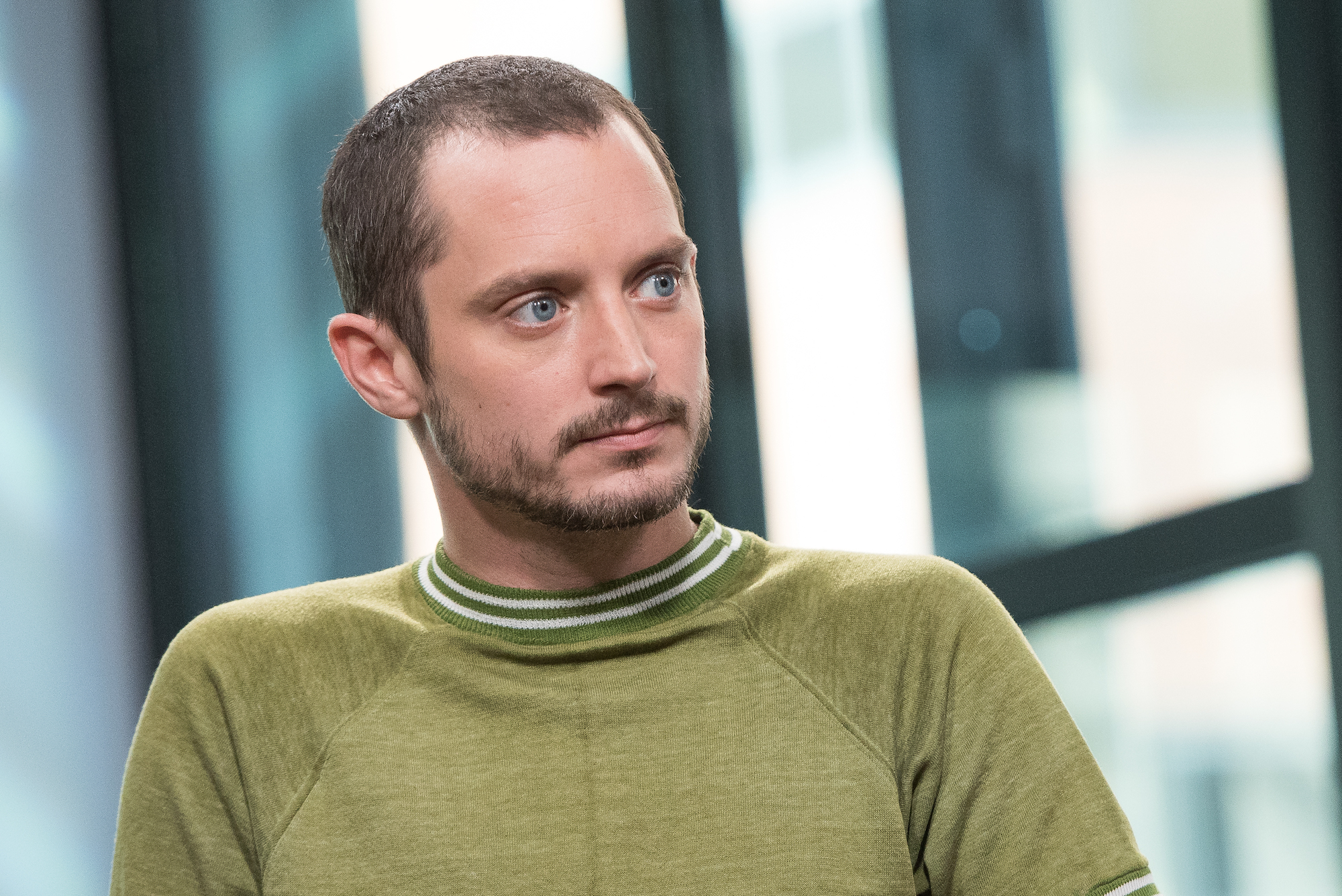 Elijah Wood Reacts to 'the Lord of the Rings' Tv Series Pulling out of ...