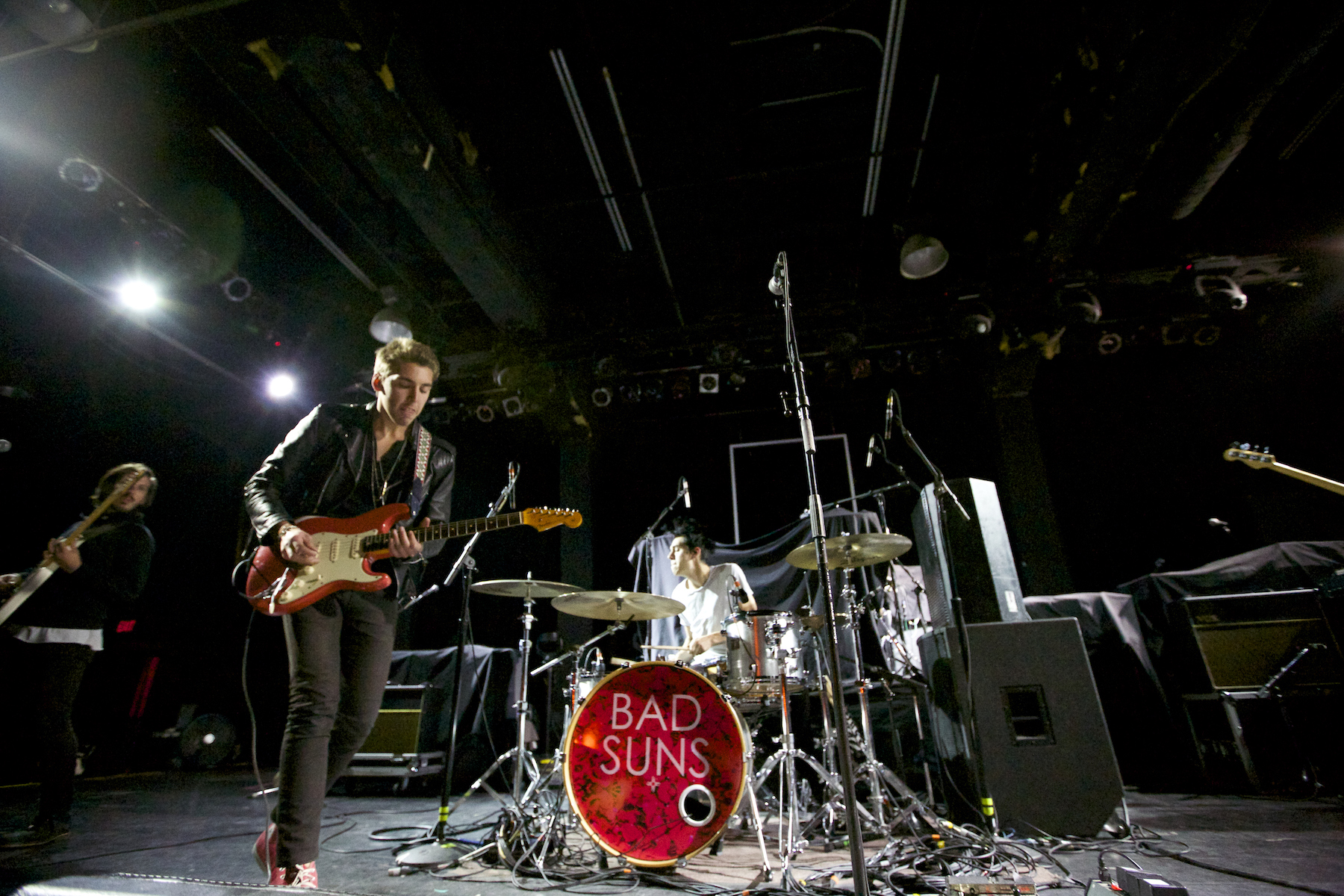 ‘Apocalypse Whenever’ Album Review: Bad Suns Will Make You Dance Like ...