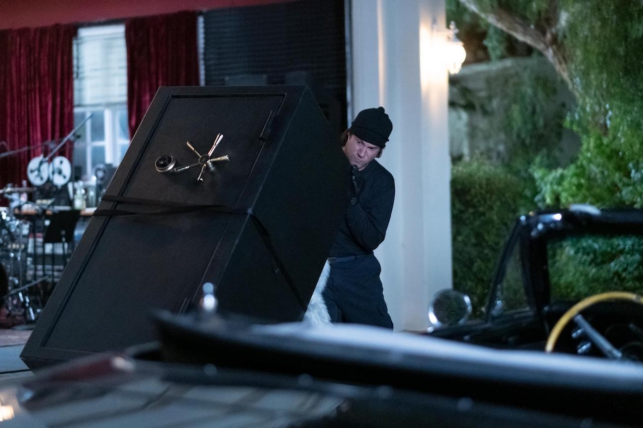 'Pam and Tommy': Where Electrician Rand Gauthier Is More Than 25 Years ...