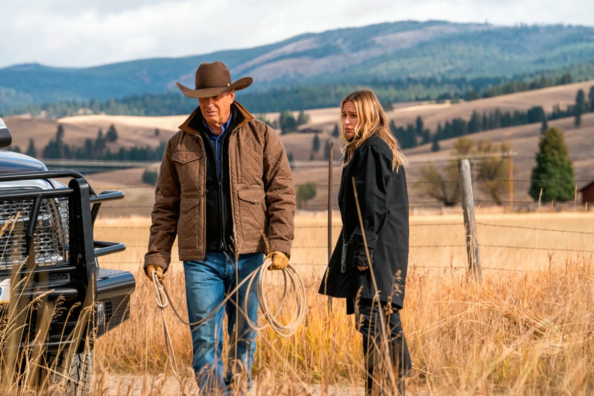 'Yellowstone': Piper Perabo Says Her 'Love Story' With Kevin Costner Is ...