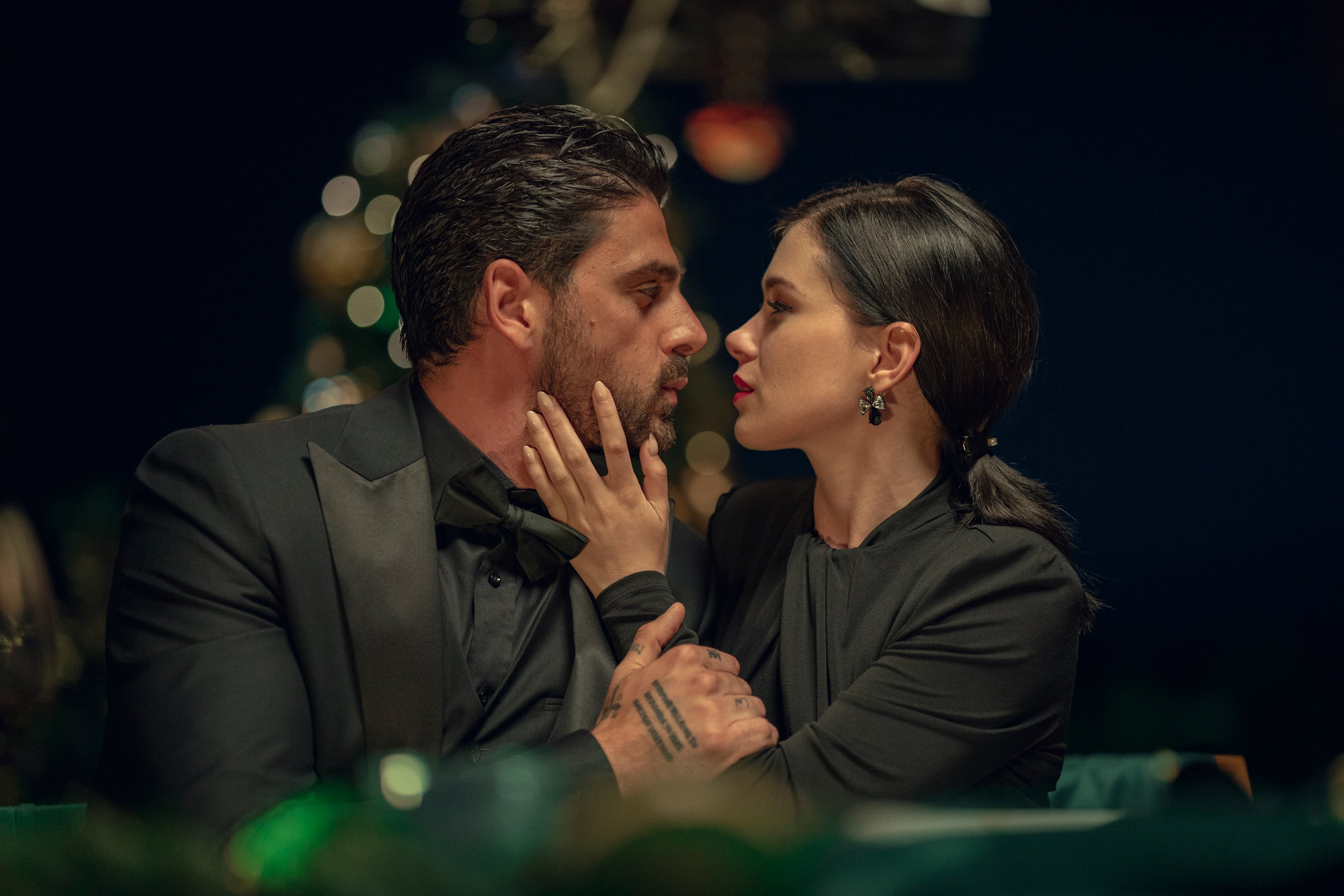 The First 4 Minutes of 'The Next 365 Days' Seem to Give Away How Laura ...