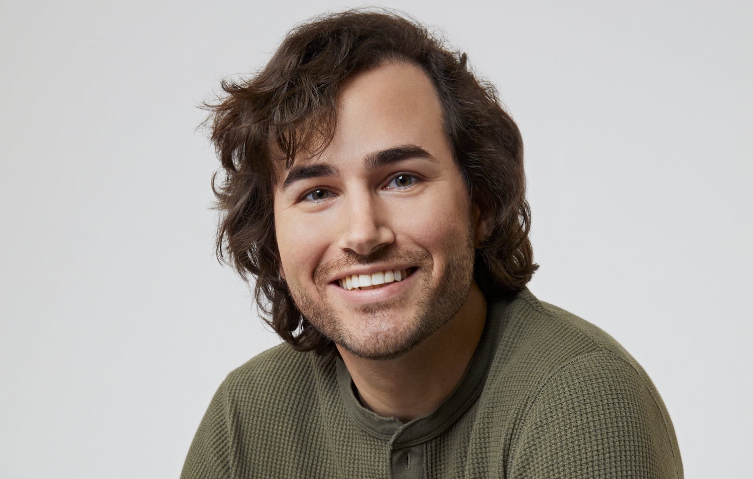 'The Bachelorette' Contestant Roby Sobieski Is the Younger Brother of ...