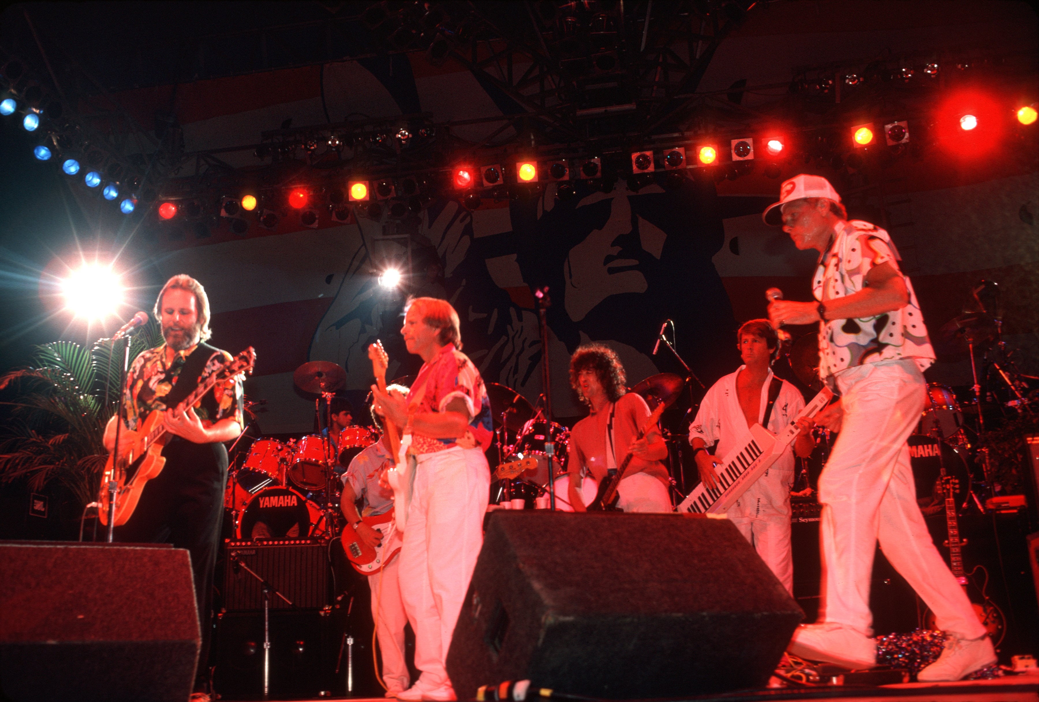 The Beach Boys’ Brian Wilson Explains How His Music Arrangements Are ...