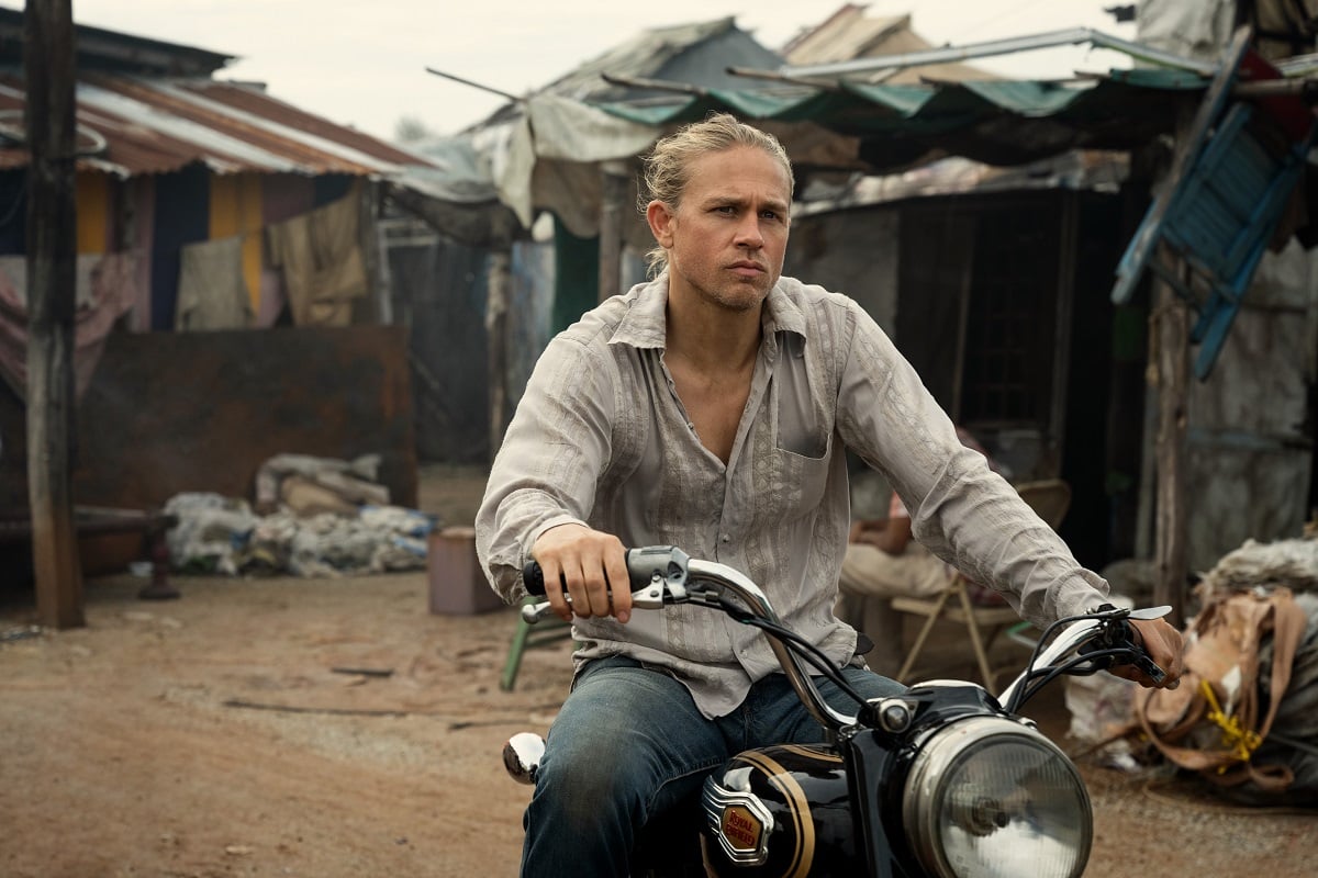 Charlie Hunnam Plays a Real-Life Outlaw in 'Shantaram'