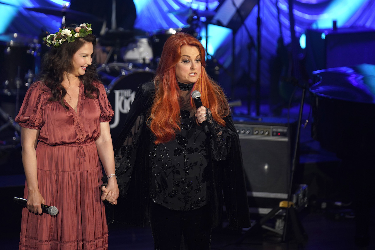 Wynonna Judd Revealed She and Sister Ashley Judd 'Don't Agree on Much ...