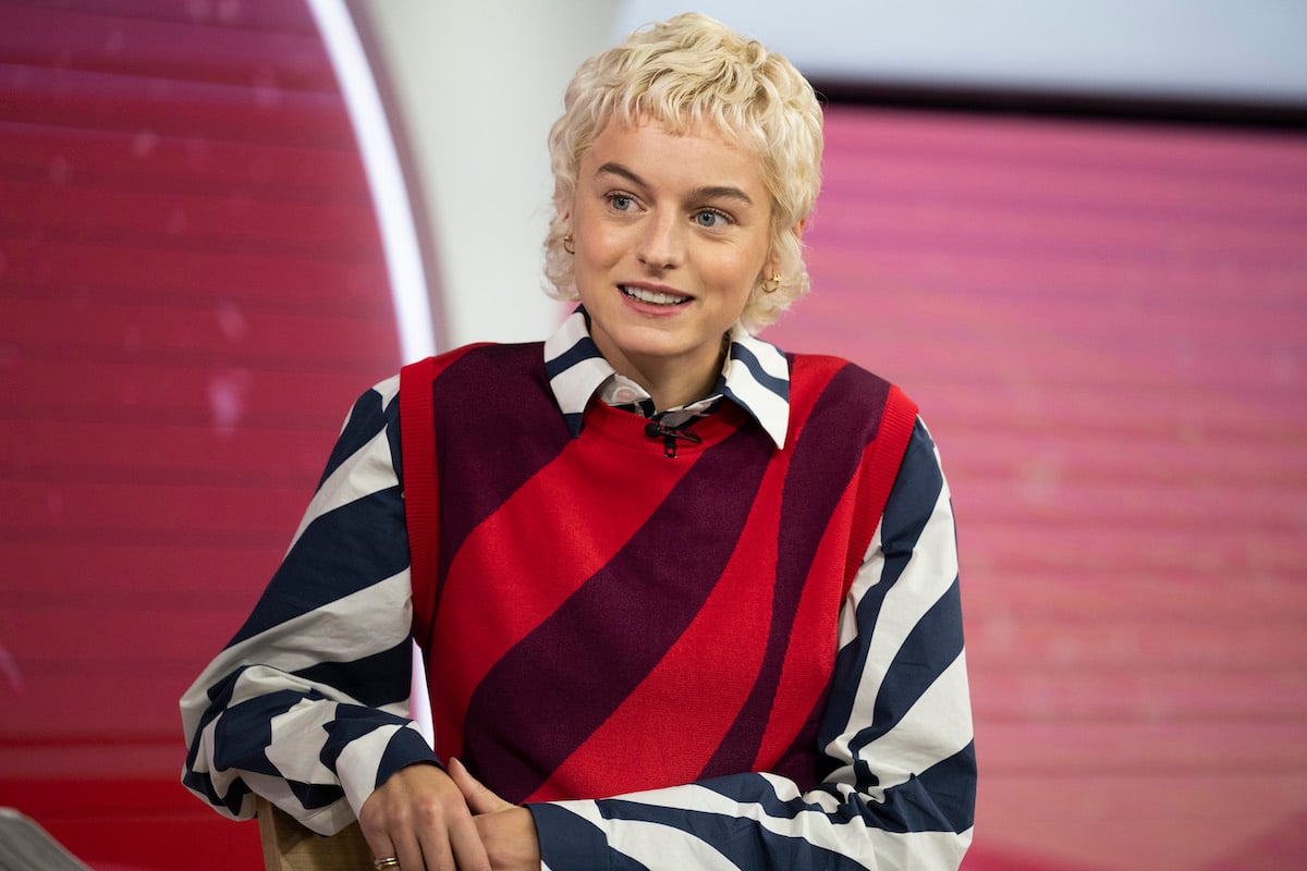 Emma Corrin Saw 1 Commonality With Their Starring Roles in 'The Crown ...