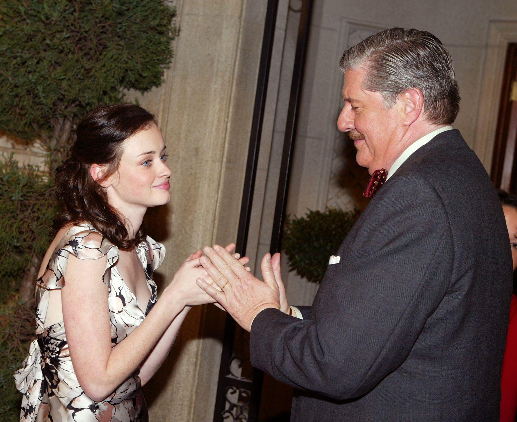 'Gilmore Girls': Richard Gilmore Had More Than 50 Bow Ties
