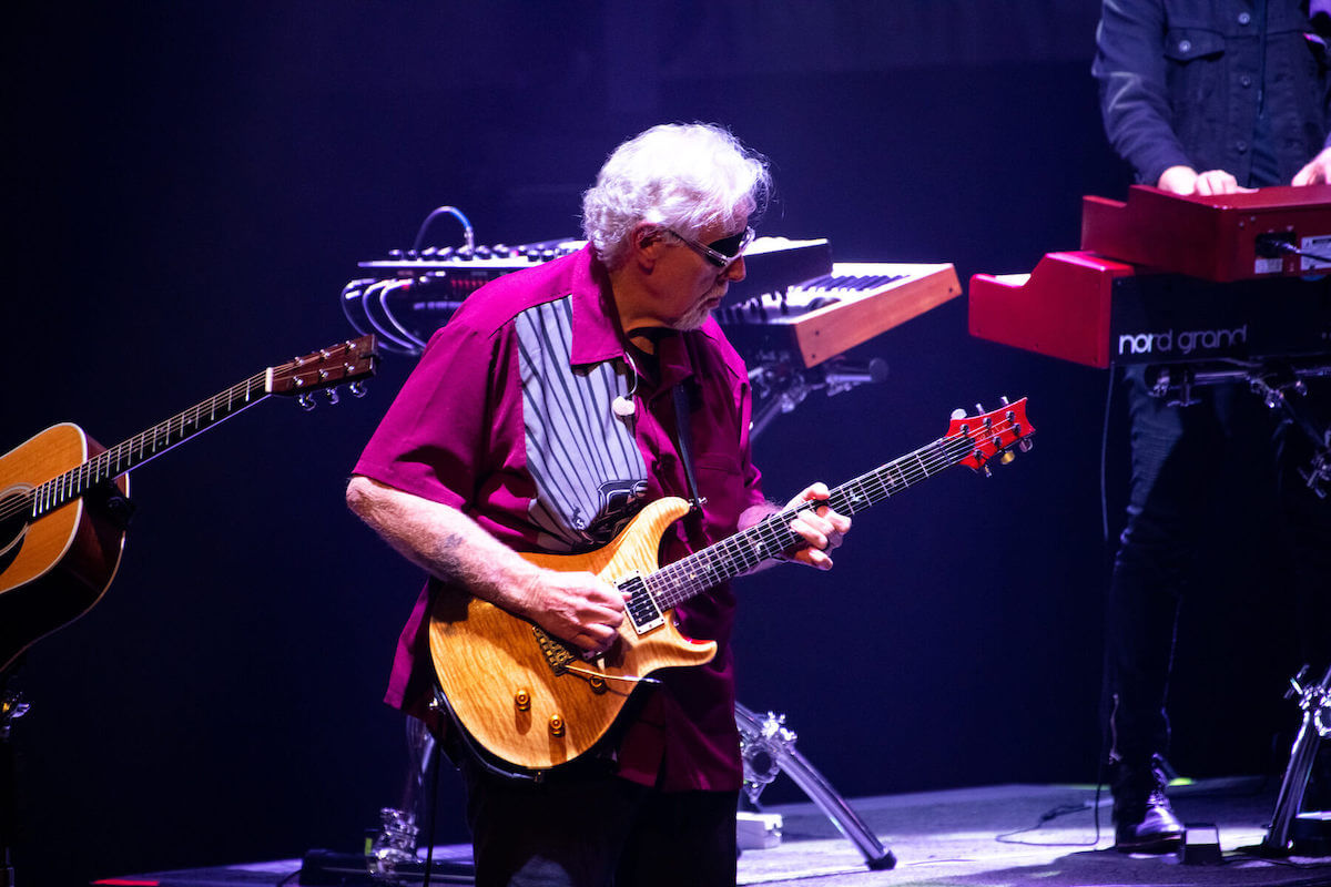 The Fellow Kansas Member Rich Williams Called 'a Guitar Wizard'