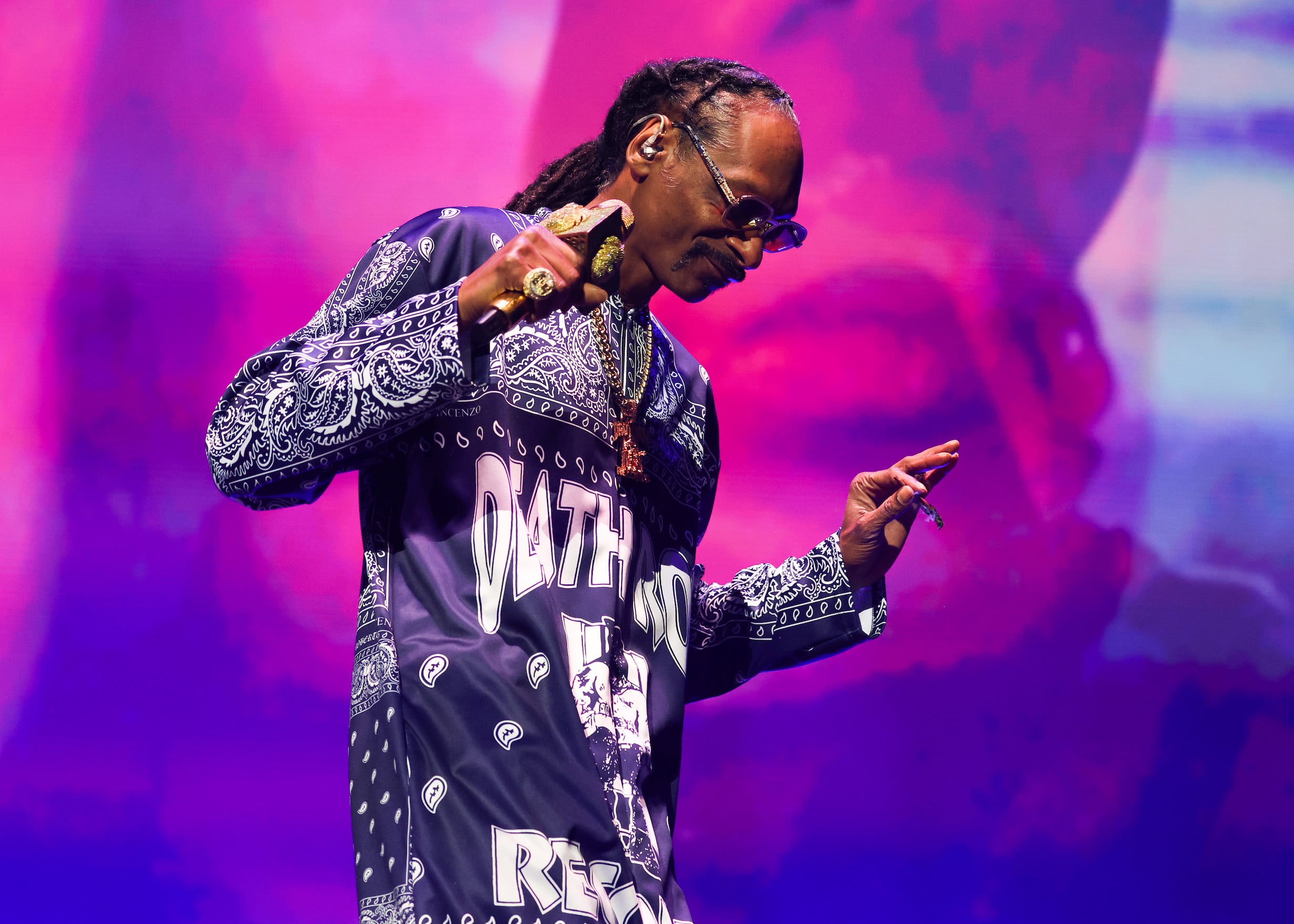 Snoop Dogg Said Working With Death Row Records 'Broke My Spirit'