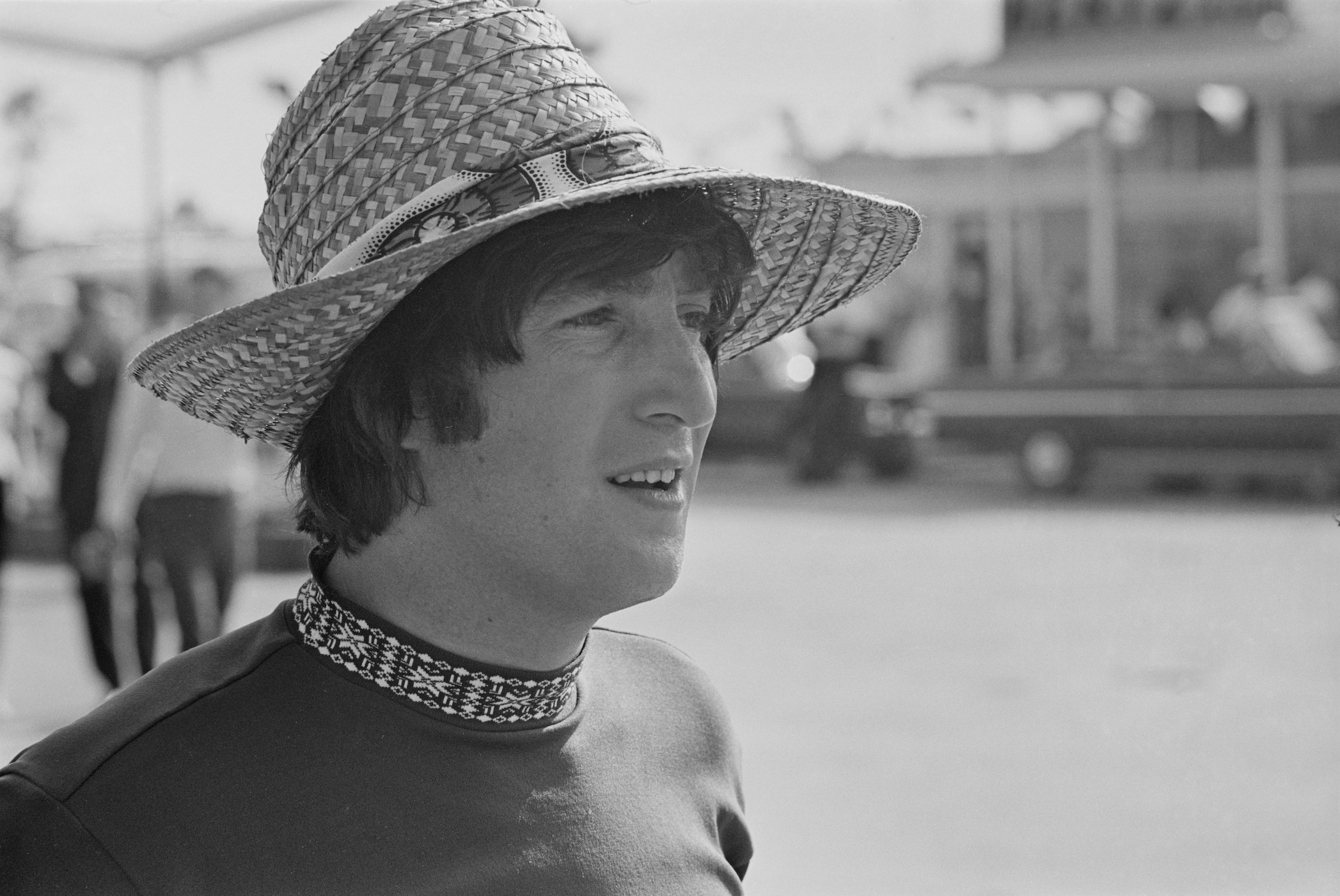 Why John Lennon Was Insecure About The Beatles Help NewsFinale why-john-lennon-was-insecure-about-the-beatles-help-newsfinale