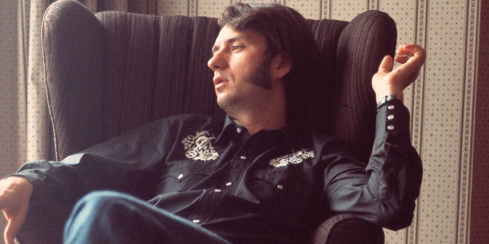 The Monkees' Mike Nesmith Had a 'Wave and Smile' Approach to Music ...