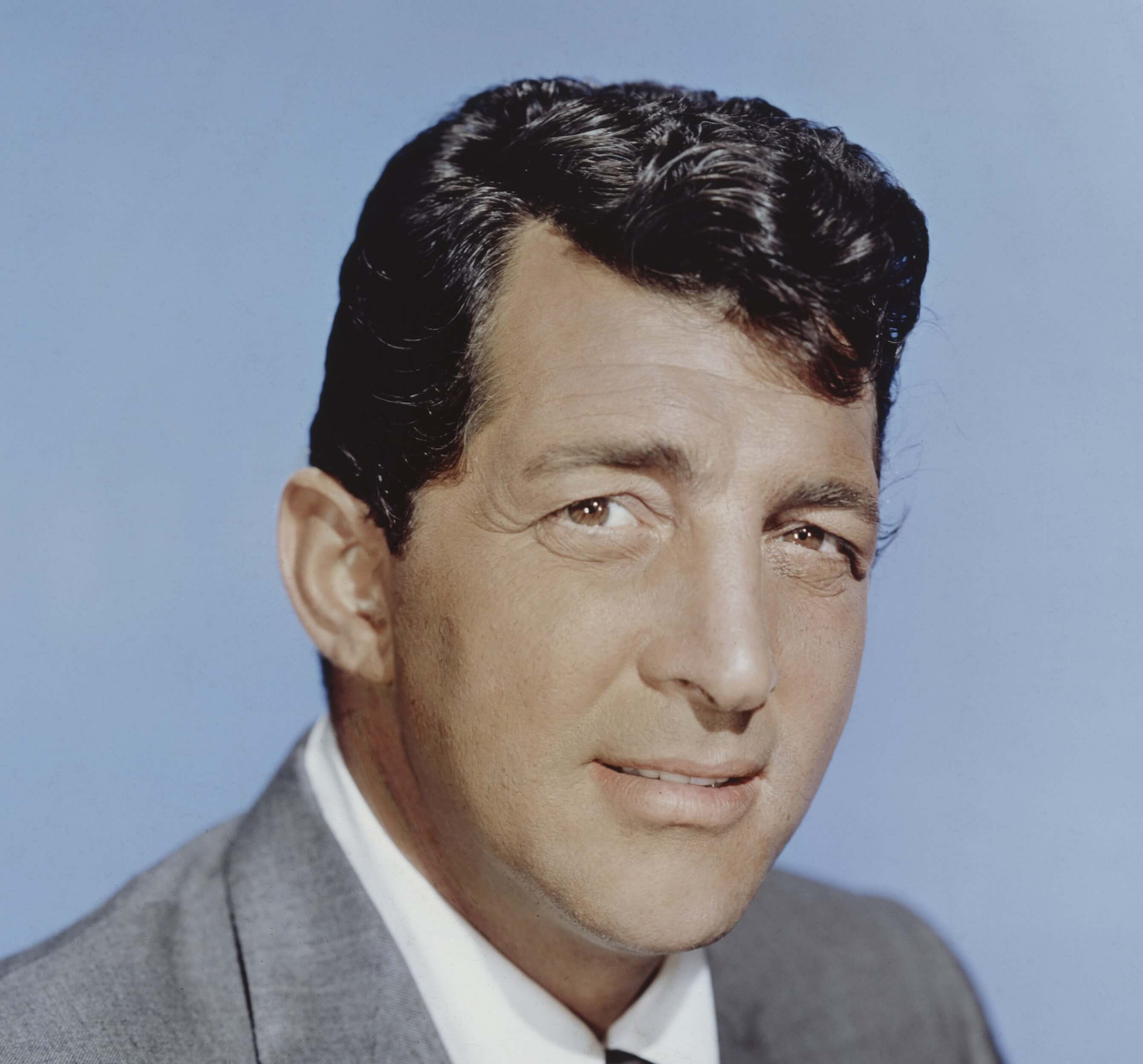 Dean Martin Knocked The Beatles' 'A Hard Day's Night' Off the No. 1 Spot