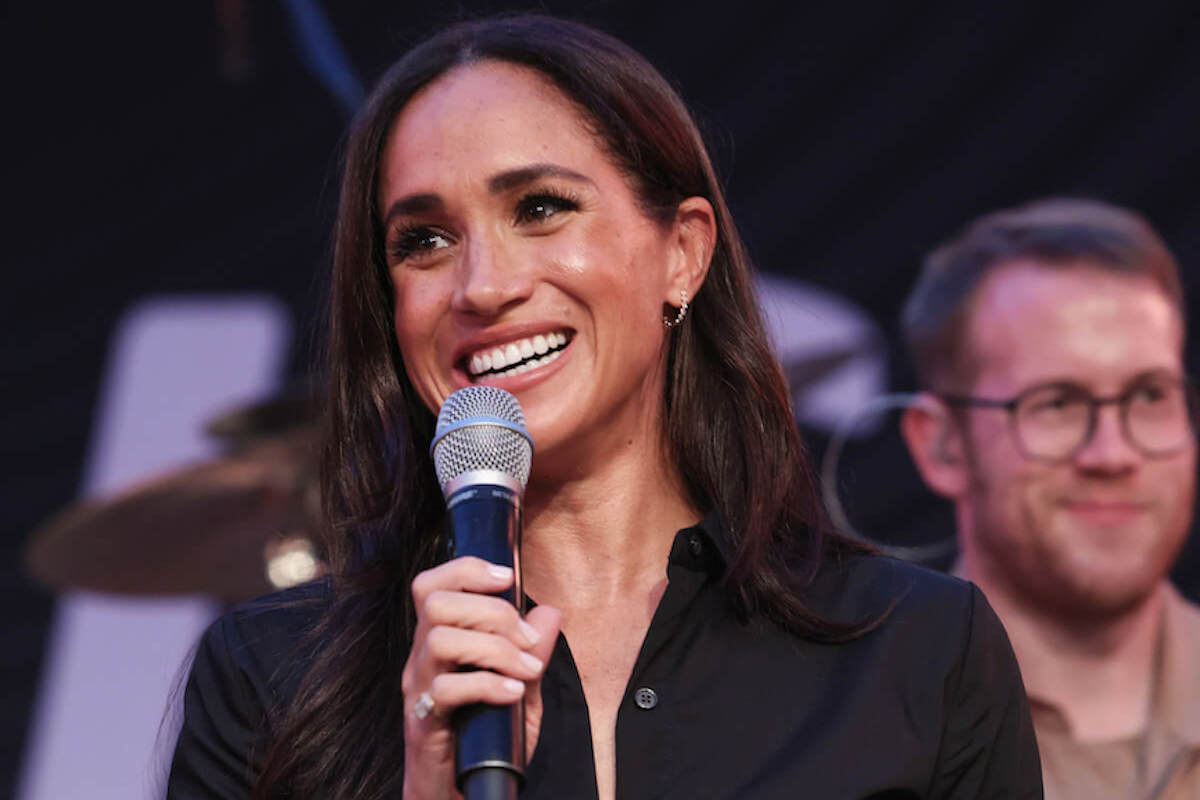 Meghan Markle's Subtle 'Save Face' Maneuver After Reaching for ...