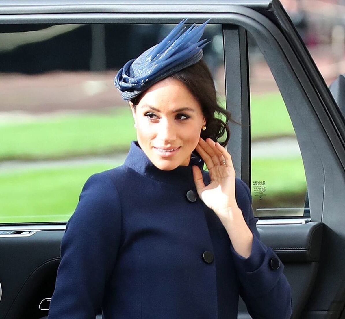 After Meghan Markle Backlash, Royal Wedding Curtsies Go Viral