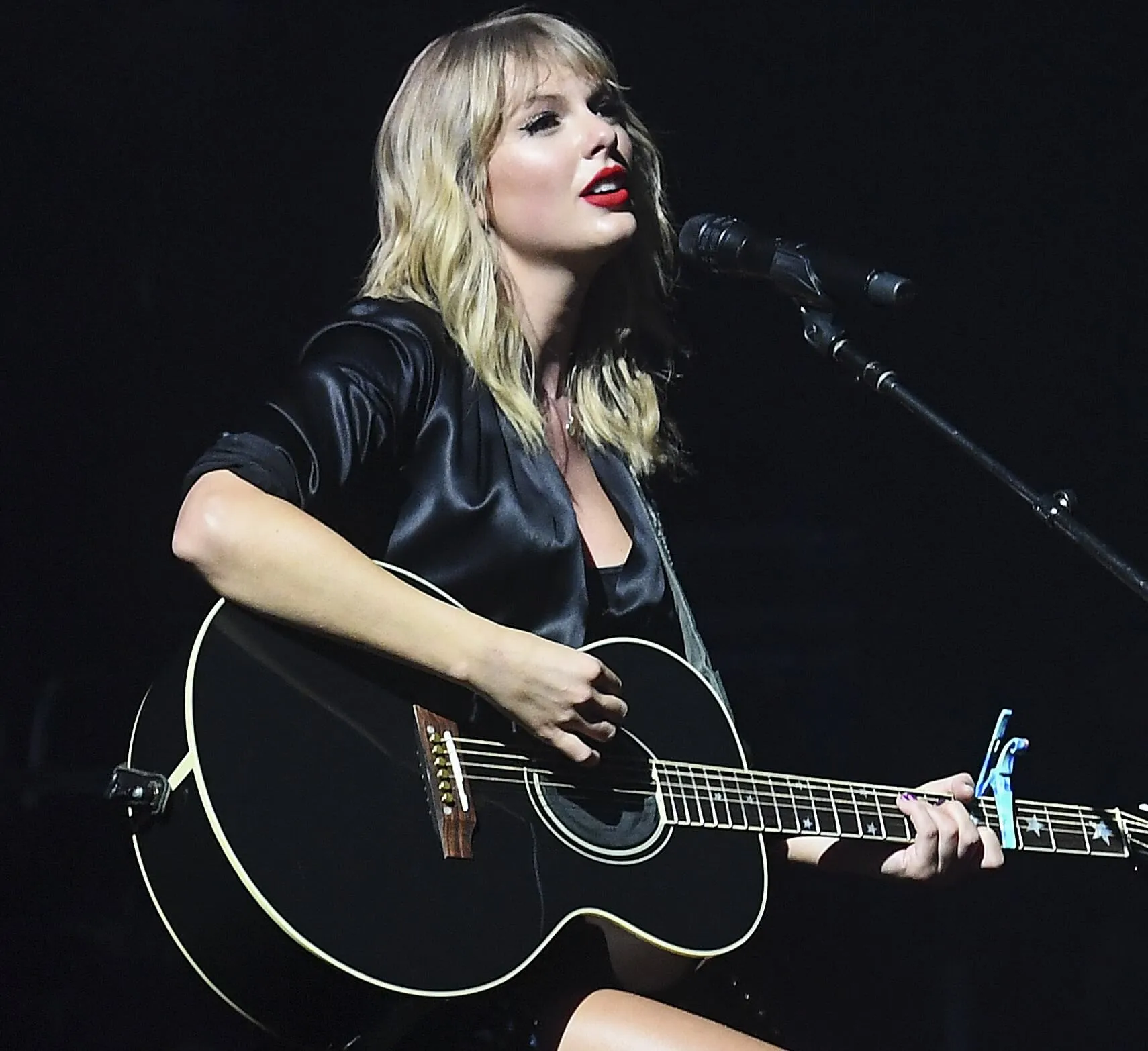 5 Classic Rock Stars Who Praised Taylor Swift