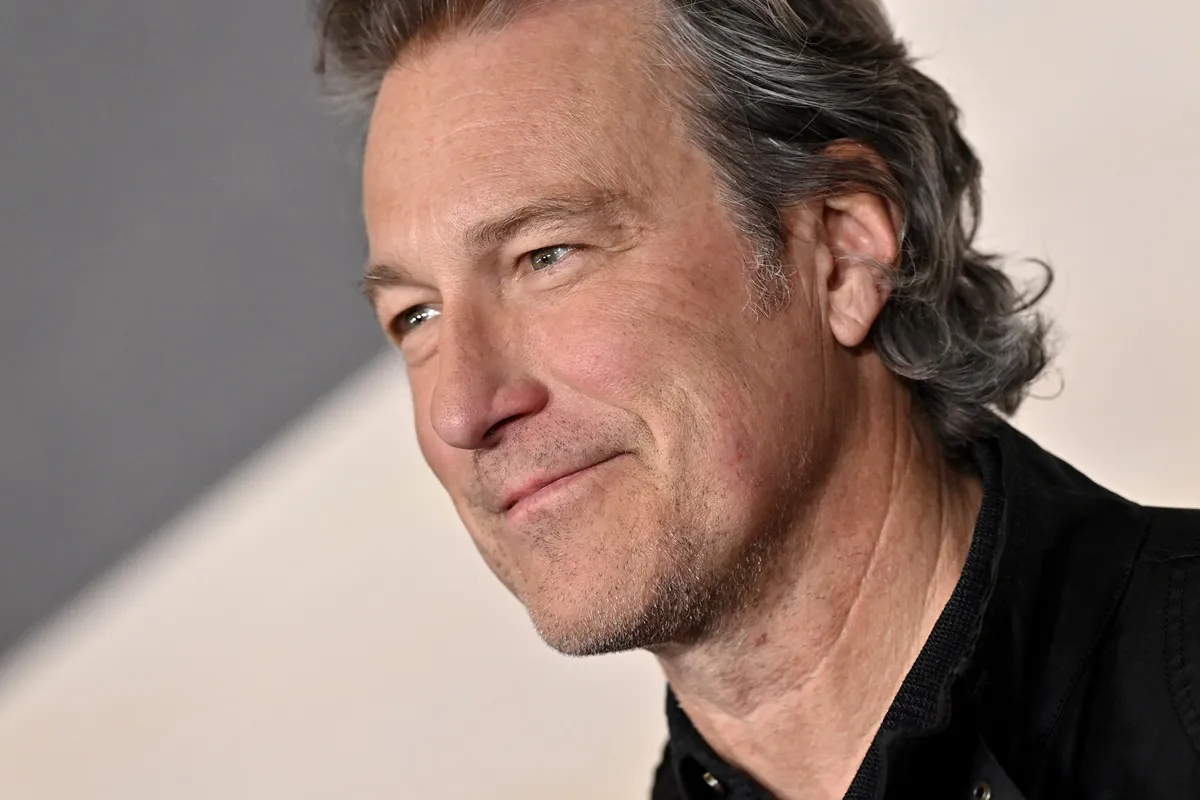 John Corbett Says He'd Spend the Rest of His Life Acting With Sarah ...