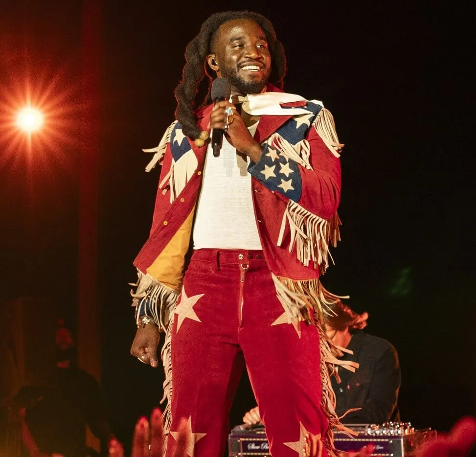 How Shaboozey's 'A Bar Song (Tipsy)' Beat Out J-Kwon's 'Tipsy'