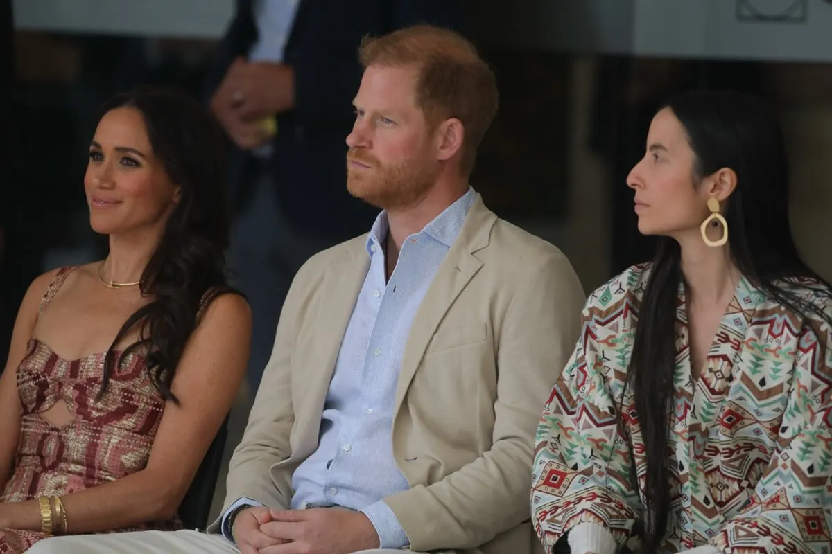 Meghan Markle's Fans Fuming Mad About What Prince Harry Did Right in ...