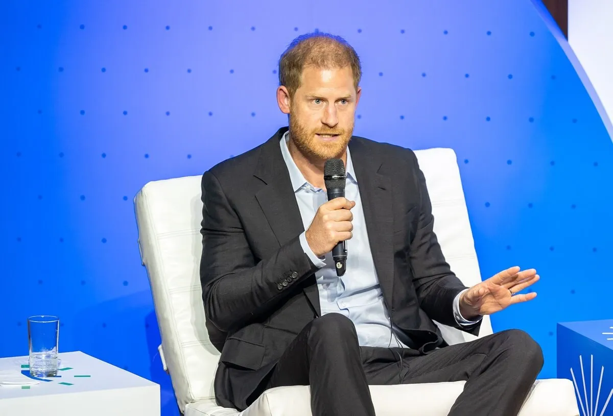 Royal Experts Claim Prince Harry Is 'Devastated' That He Can't Have ...