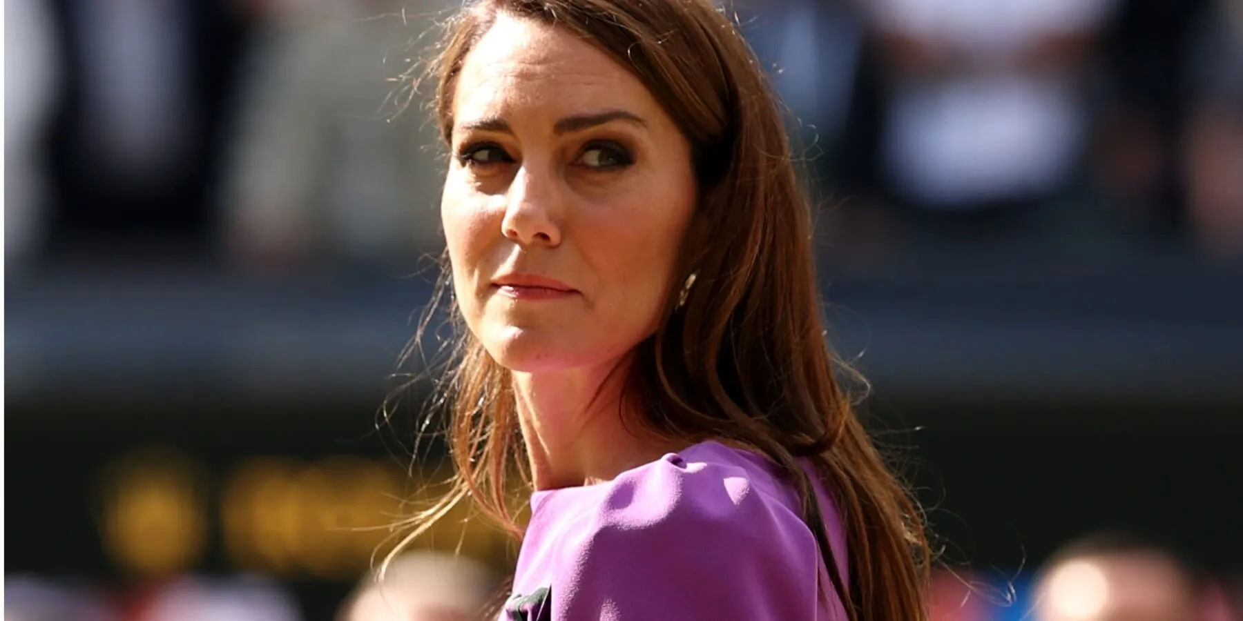 Kate Middleton Shouldn't Be Pushed Back Into Work By Royal Family, Says ...