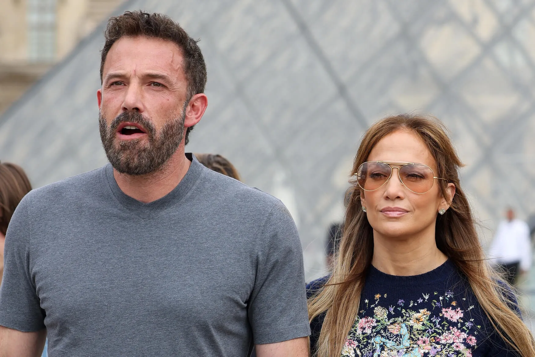 Ben Affleck Looks 'Miserable' Because of the 'Constant Questions' About ...