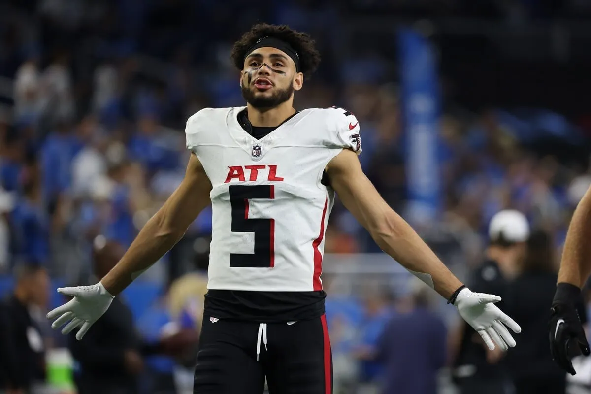 Who Is Atlanta Falcons Receiver Drake London's Girlfriend Sofia Gabay?