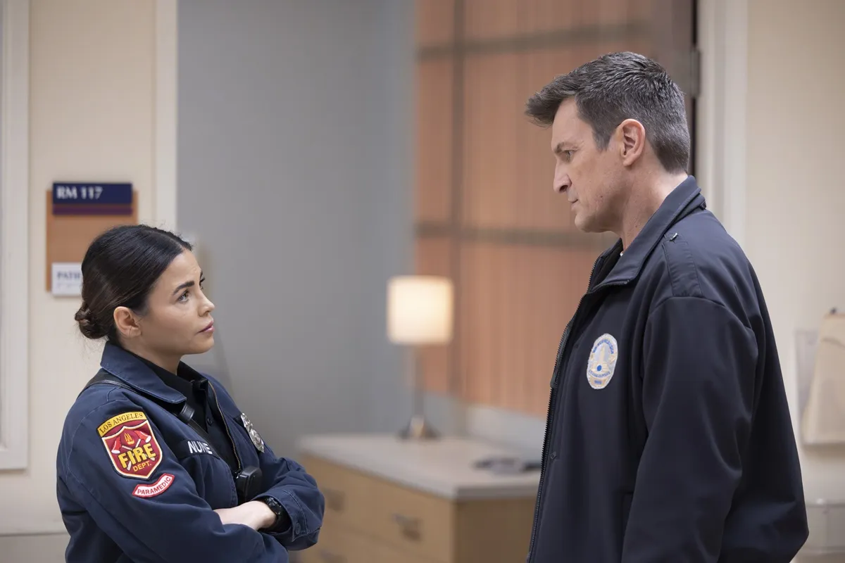 ‘The Rookie’: Jenna Dewan on Her ‘Infamous’ Towel Scene With Nathan Fillion