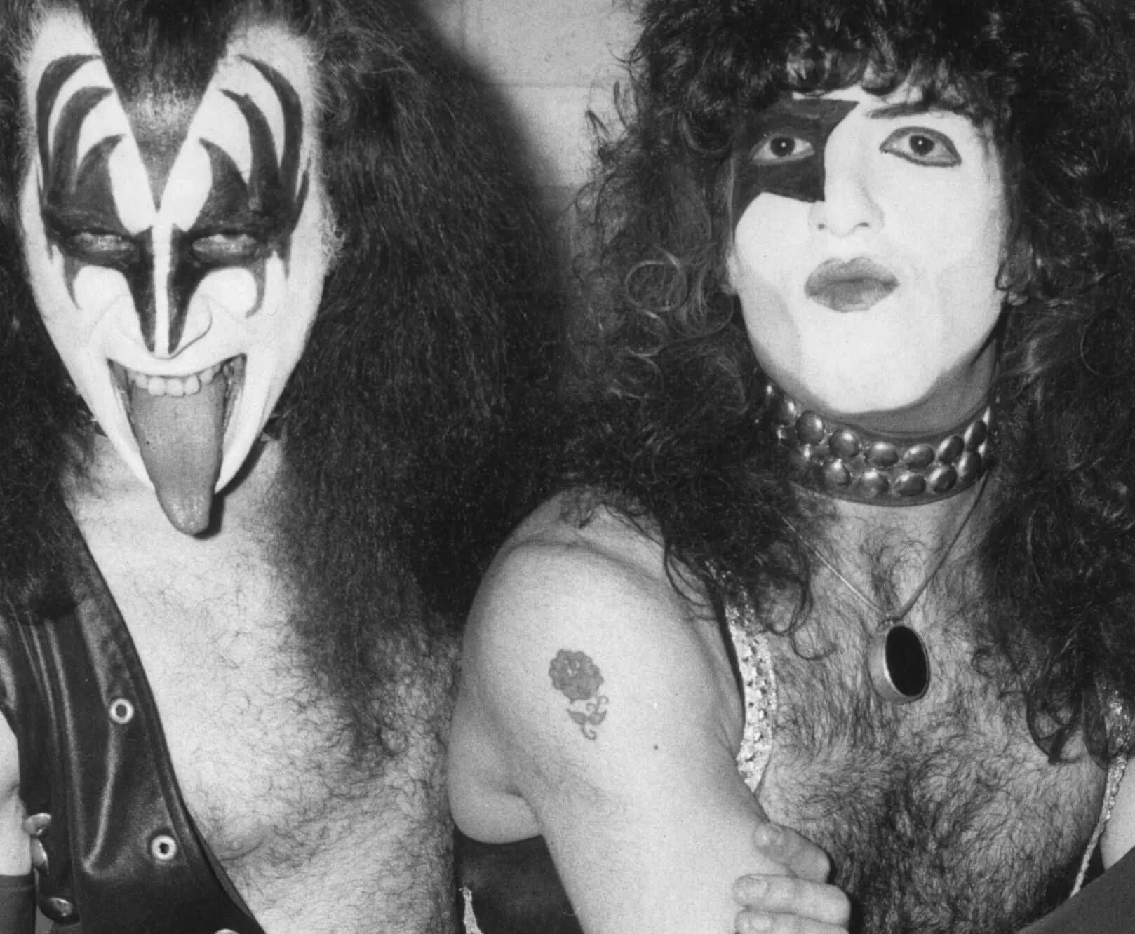 Kiss Sneaked 1 Beatles Riff in the Background of 'Beth'