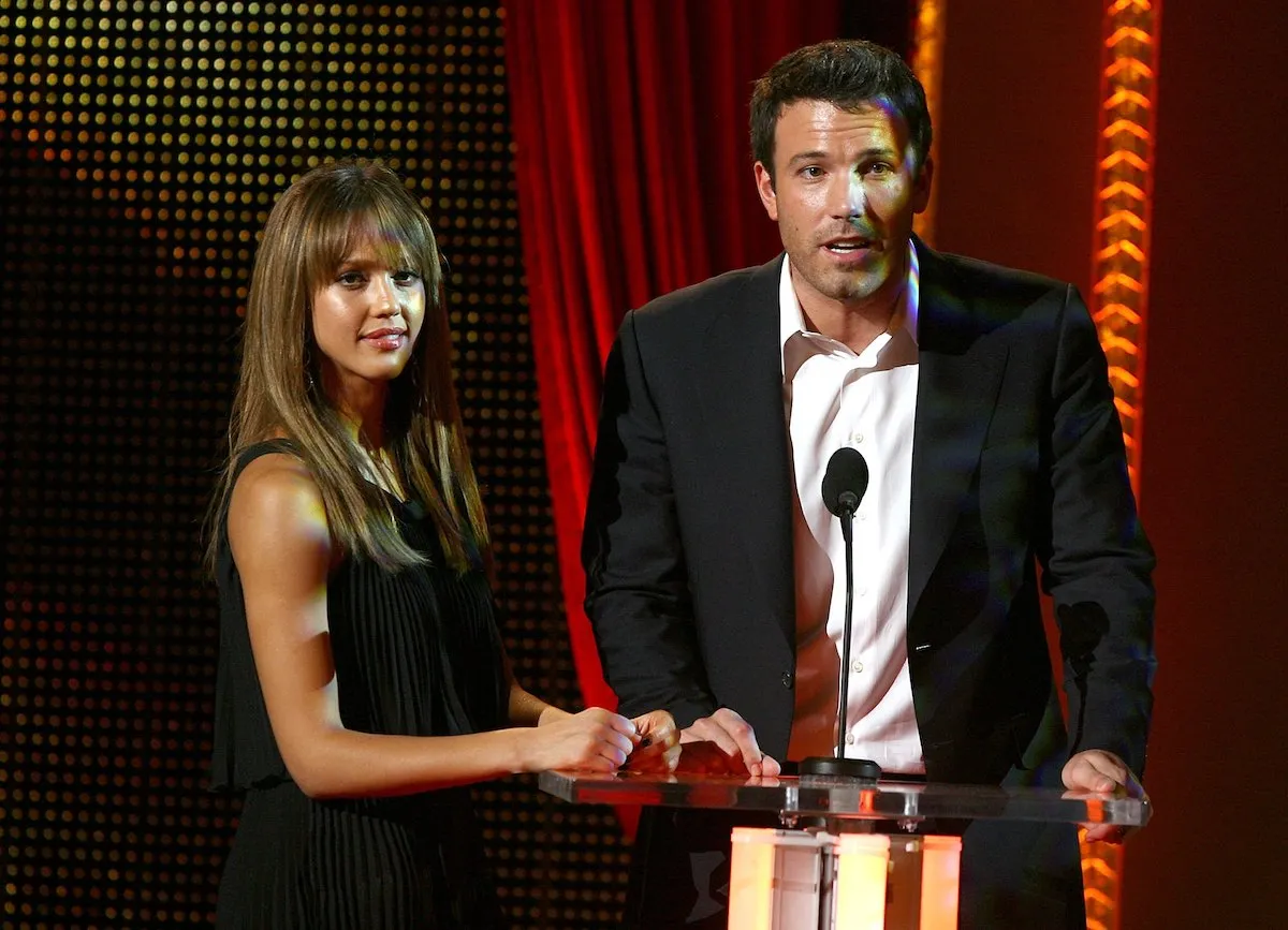 Ben Affleck and Jessica Alba Have a 'Strong Connection' and 'Undeniable ...