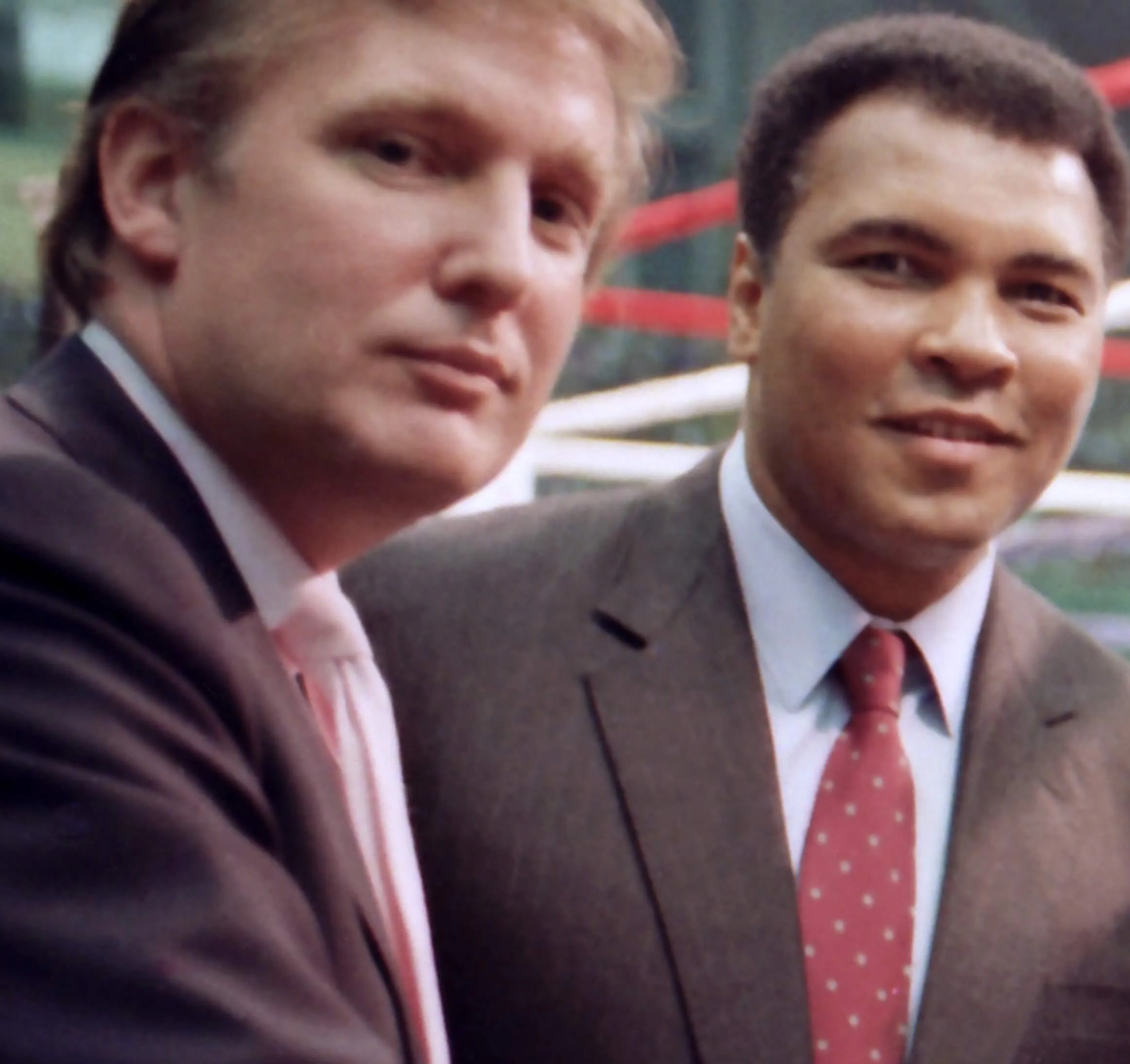 Donald Trump Wants to Make a Statue of Muhammad Ali But His Wife Isn't ...