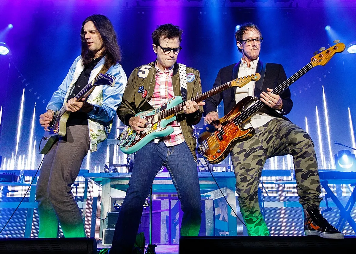 Weezer Bassist, Scott Shriner, Will Still Be at Coachella, Despite Wife's Legal Drama