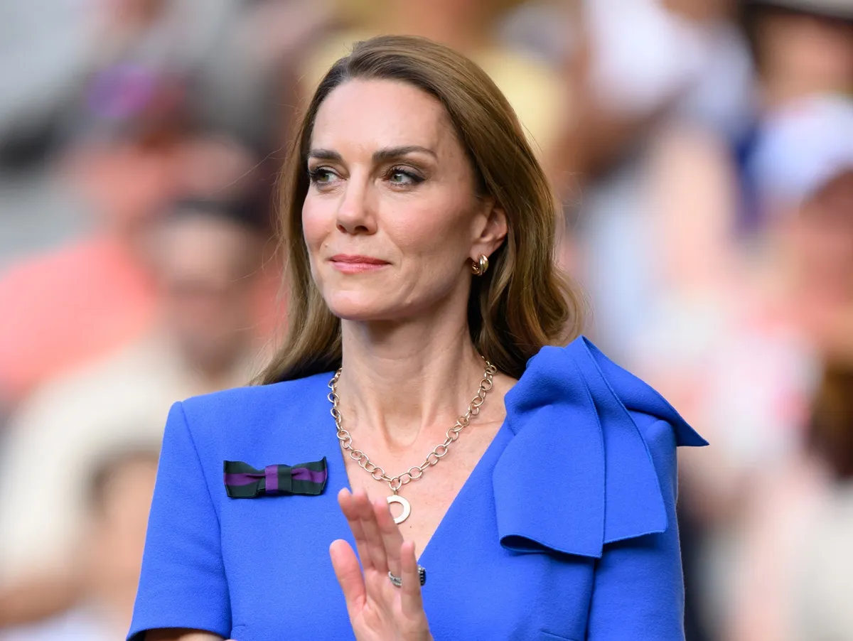 Psychic Reveals if Kate Middleton Was Hiding Something With Her Outfit ...
