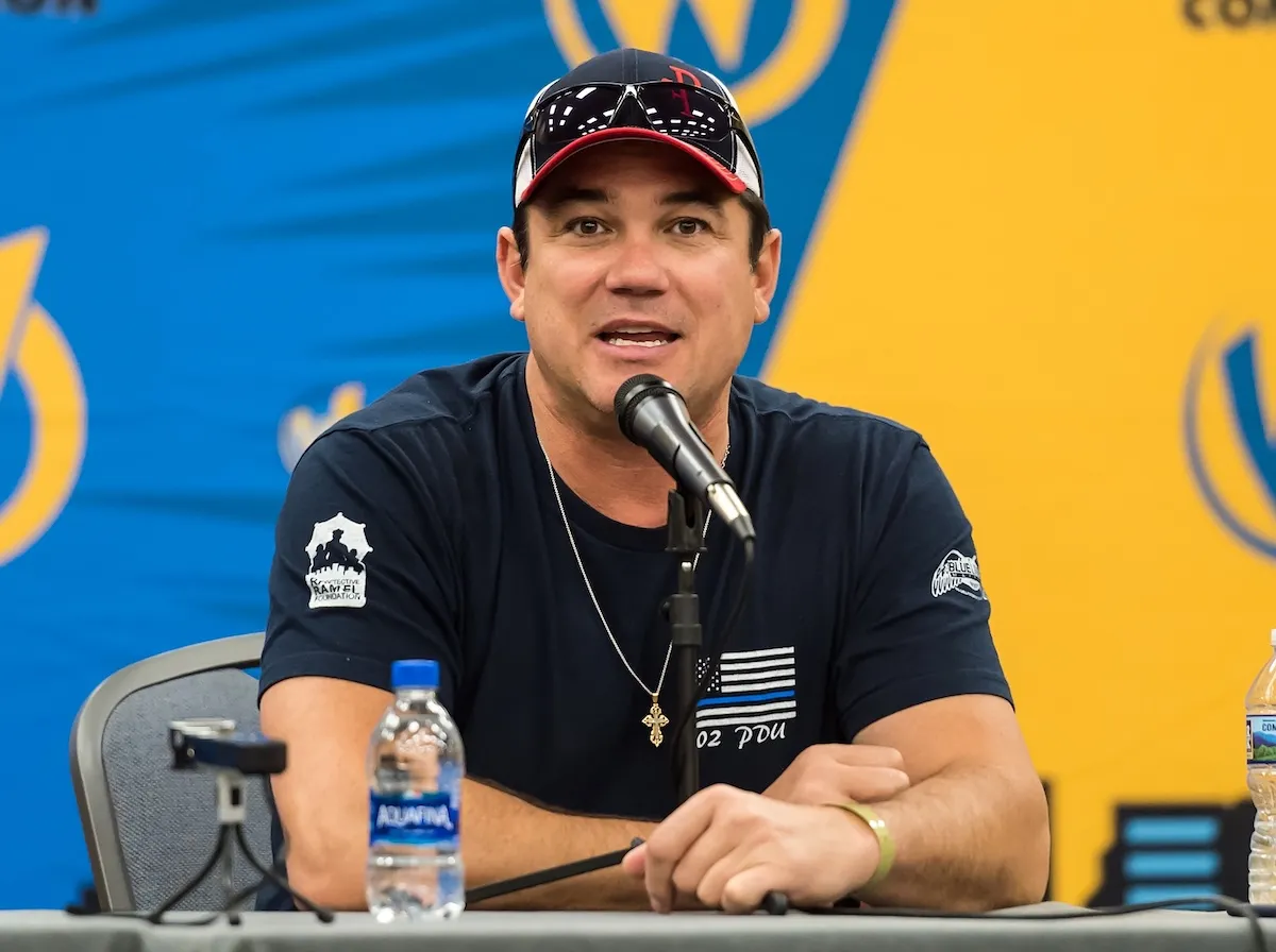 Dean Cain’s Call to Join ICE Has Fans Wondering: Is Superman Flat Broke?