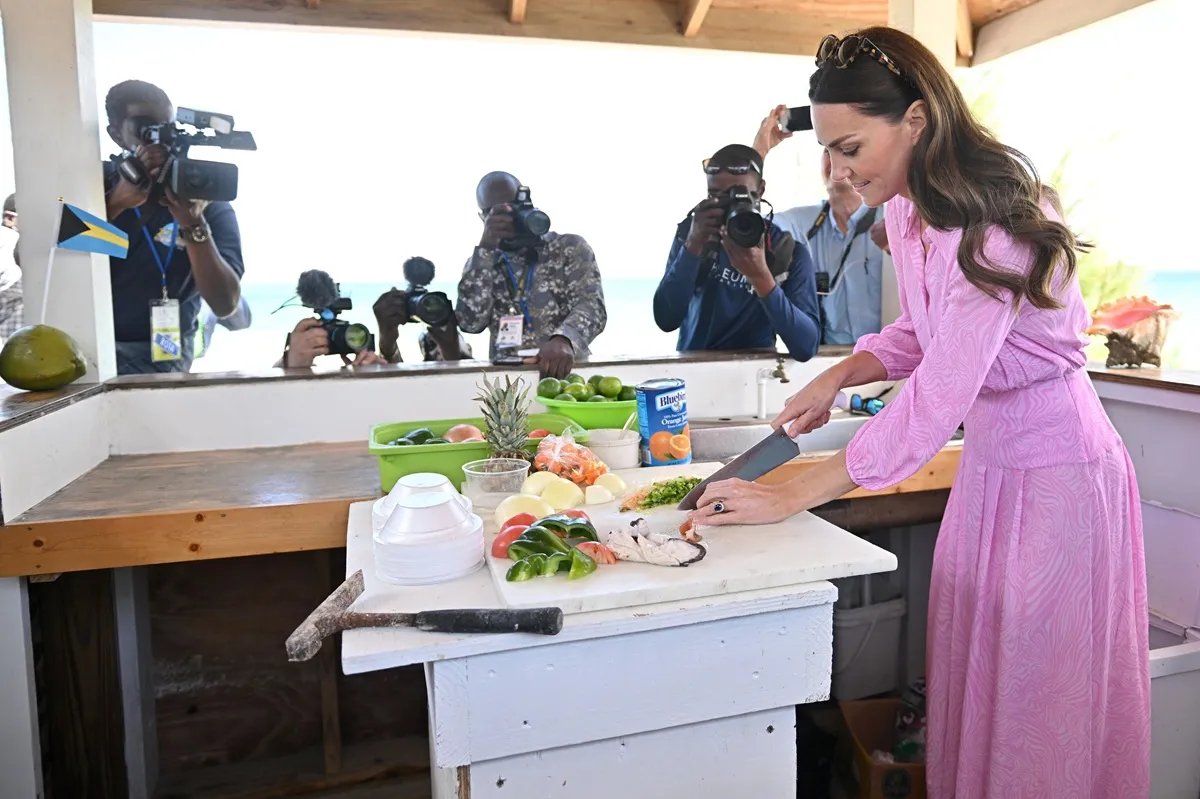 What Kate Middleton Puts on Her Salads and the Very Strange Way the ...